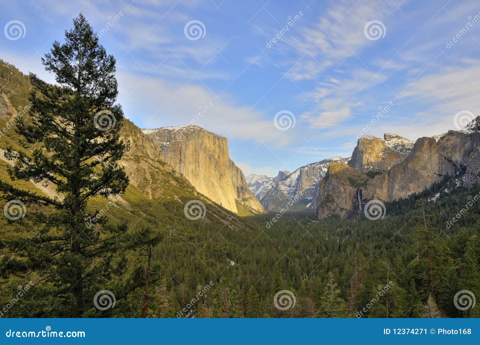 Classic Yosemite Tunnel View Stock Image - Image of landscape, park ...
