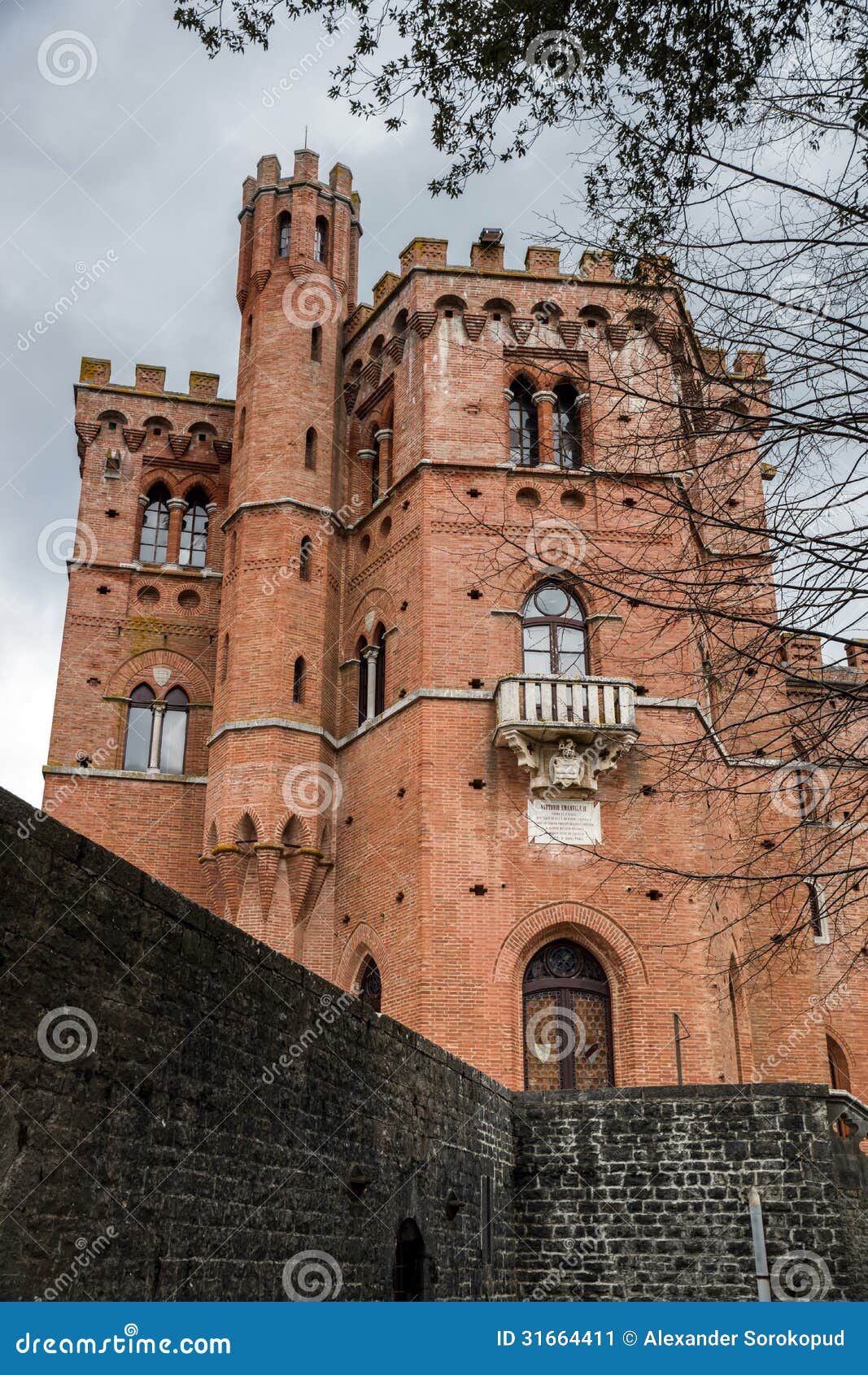 Classical Castle Brolio in Italy Stock Image - Image of castle, manor ...