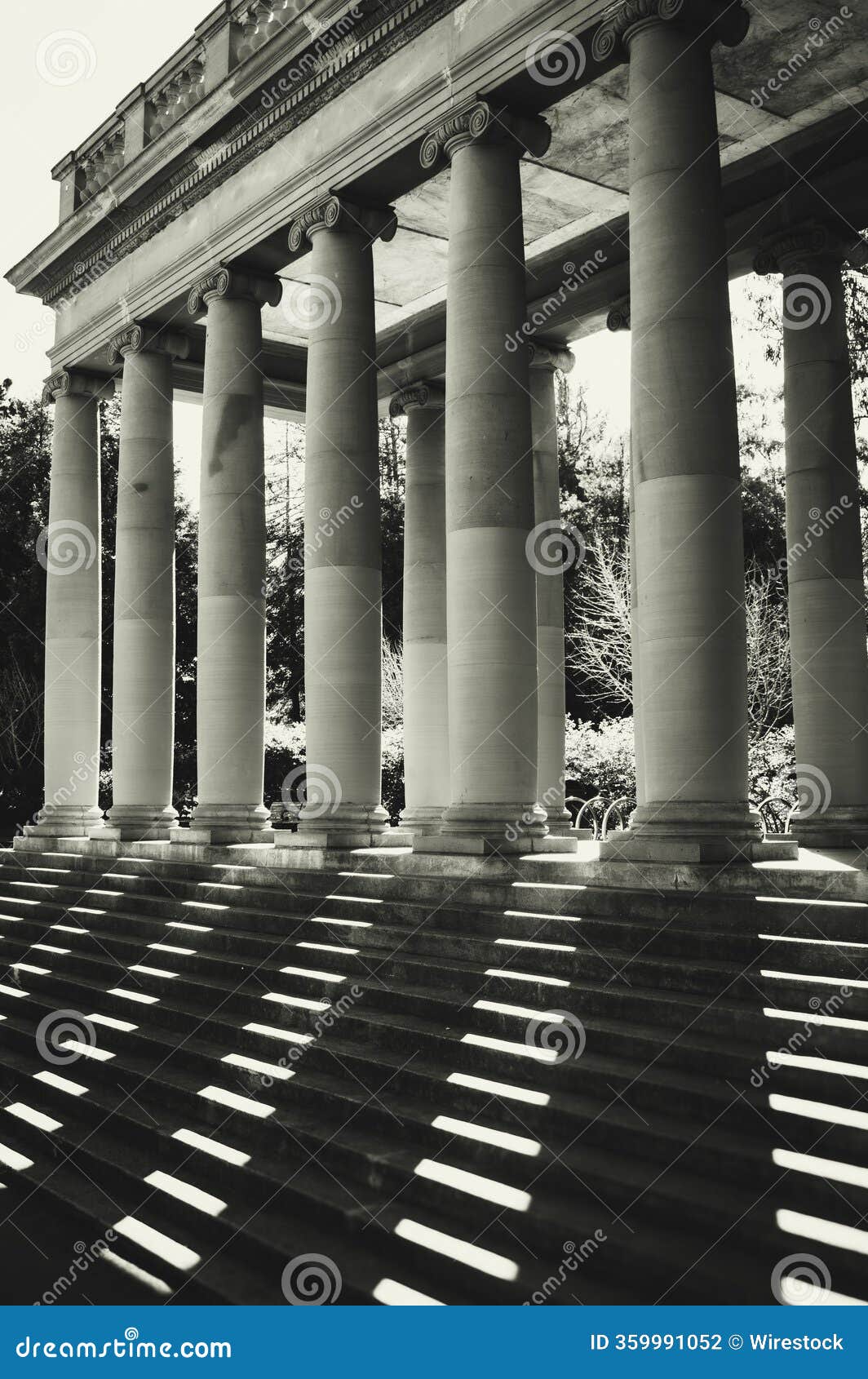 Classical Columns and Shadows Stock Illustration - Illustration of ...