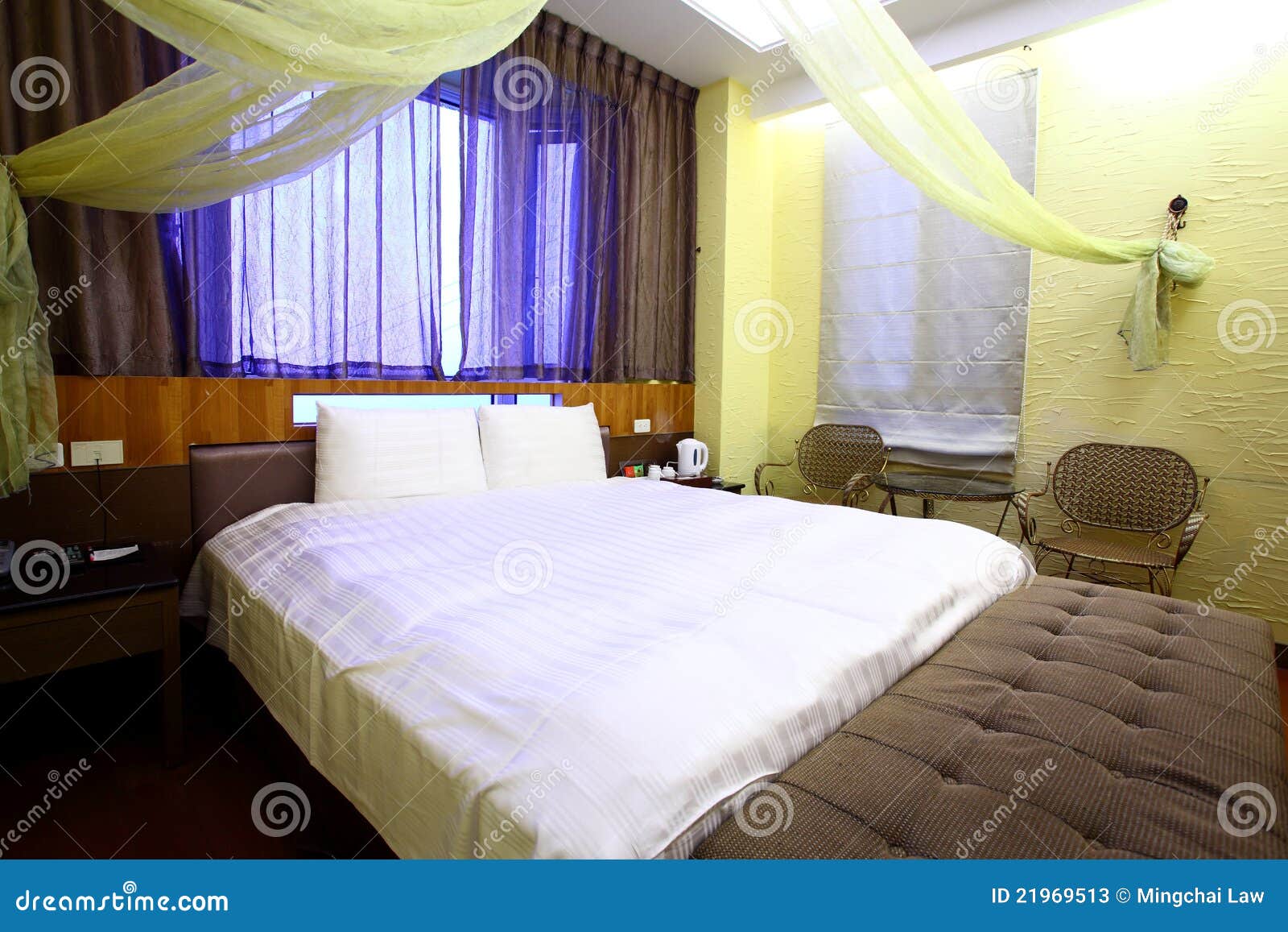 Classical Hotel Room stock image. Image of bedroom, furniture - 21969513