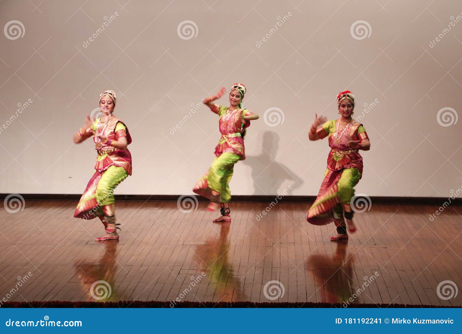 Classical Indian Kathak Dance Performance in New Delhi, India Editorial ...