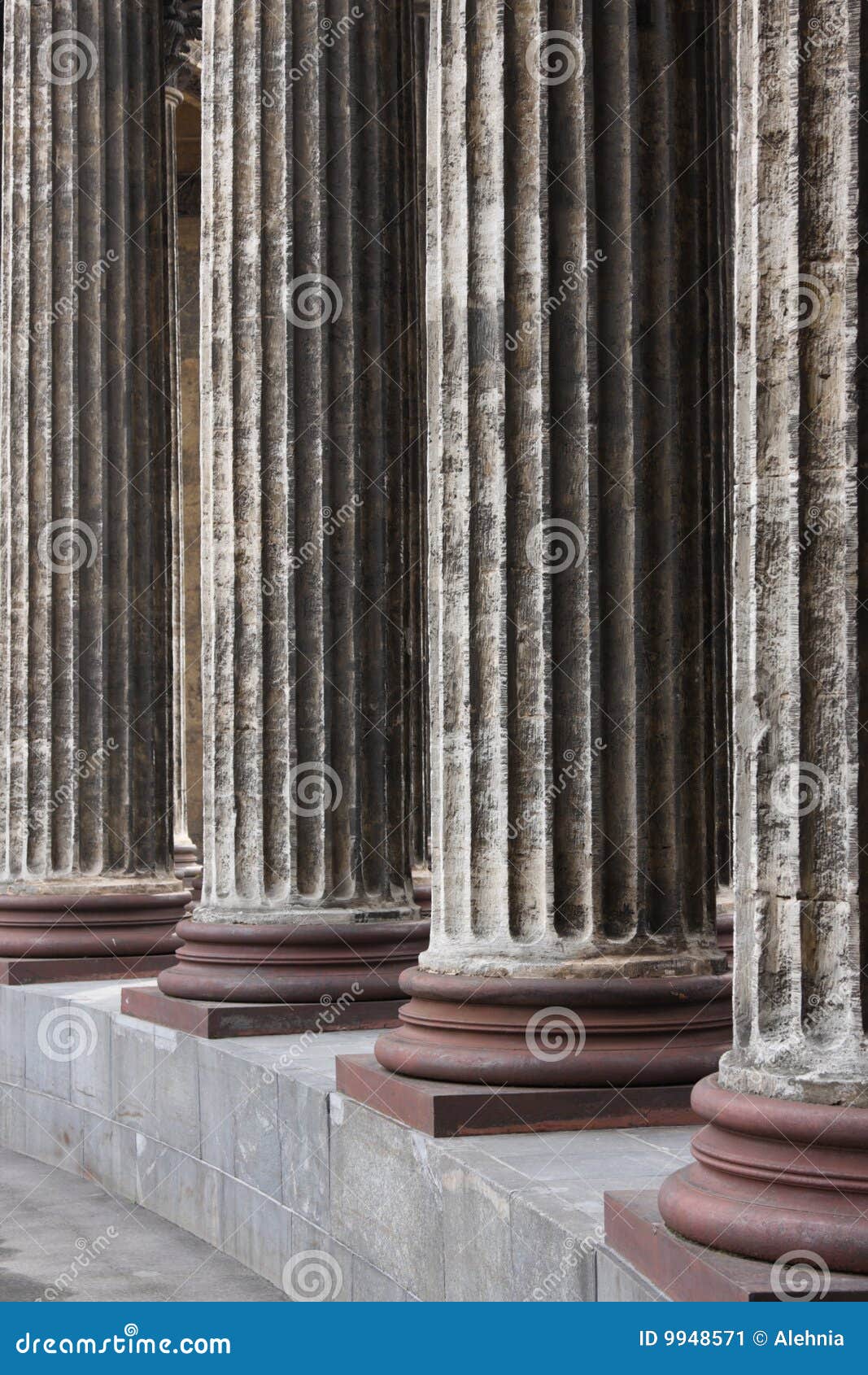 Classical Marble Columns Picture. Image: 9948571