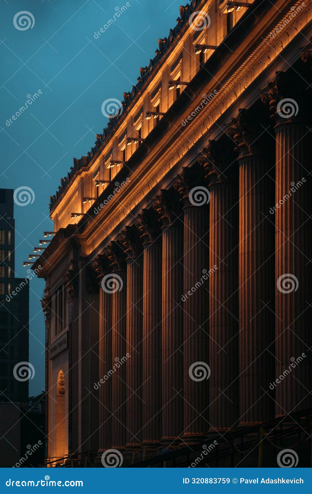 The Classical Museum is Majestic at Dusk, Blending Historical ...