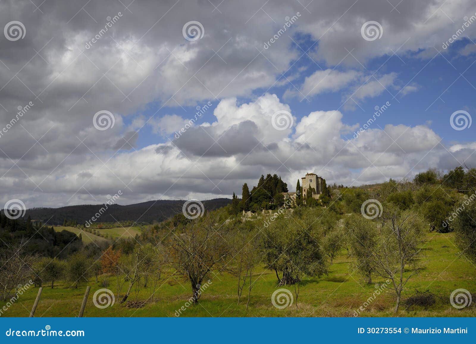 Tuscan farmhouse (Podere) stock photo. Image of nature - 30273554