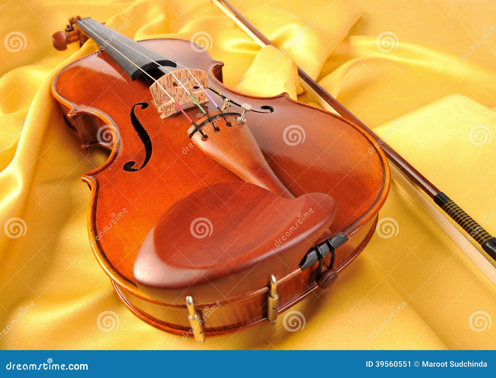 Classical vilolin stock image. Image of string, sound - 39560551