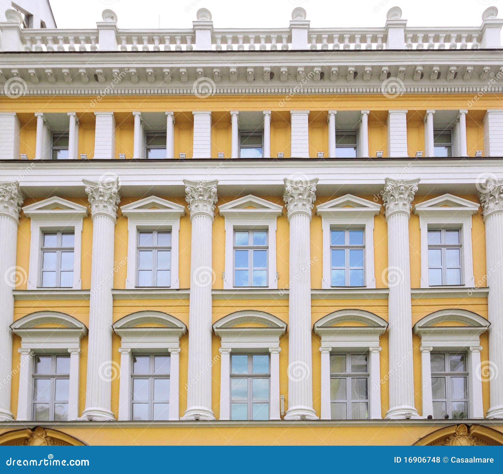 Old Building Facade Overgrown With Ivy Plant - Stock Photography ...