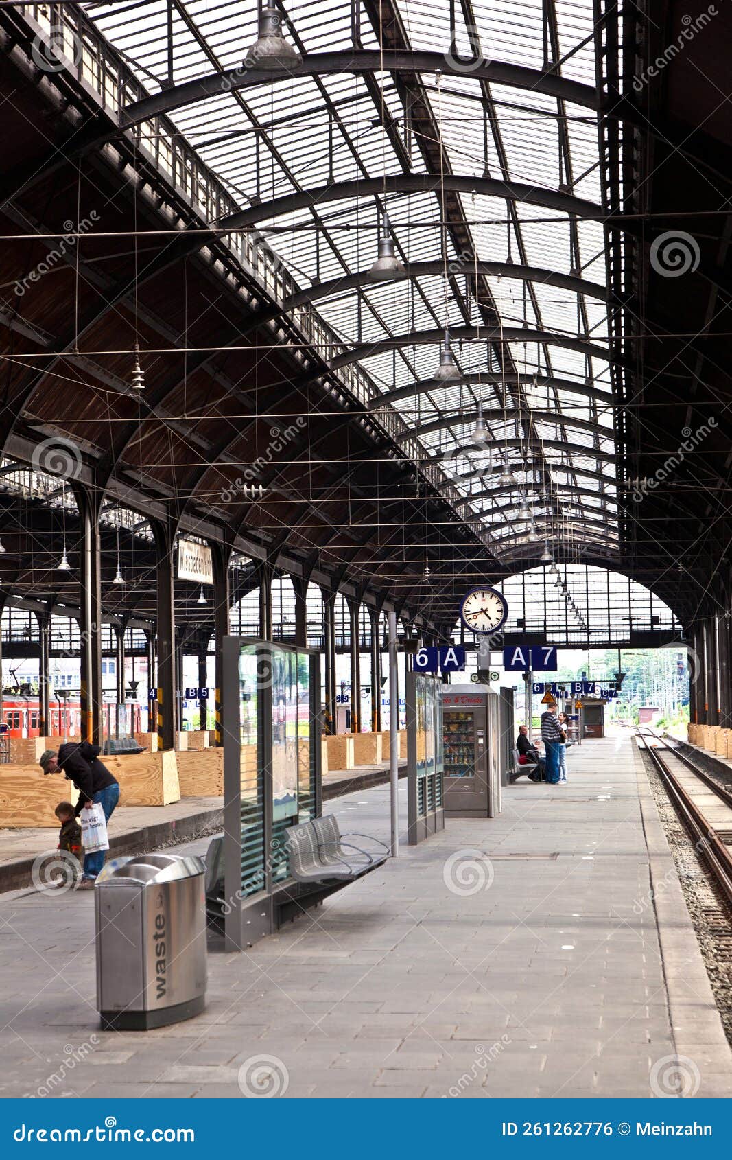 Classicistic Iron Train Station from Inside Editorial Photo - Image of ...