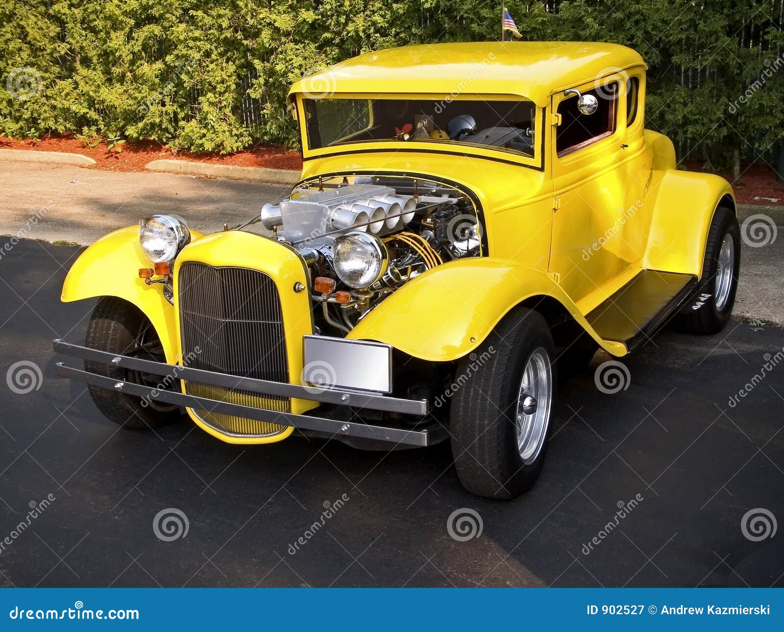 Classico giallo immagine stock. Immagine di giallo, antico - 902527