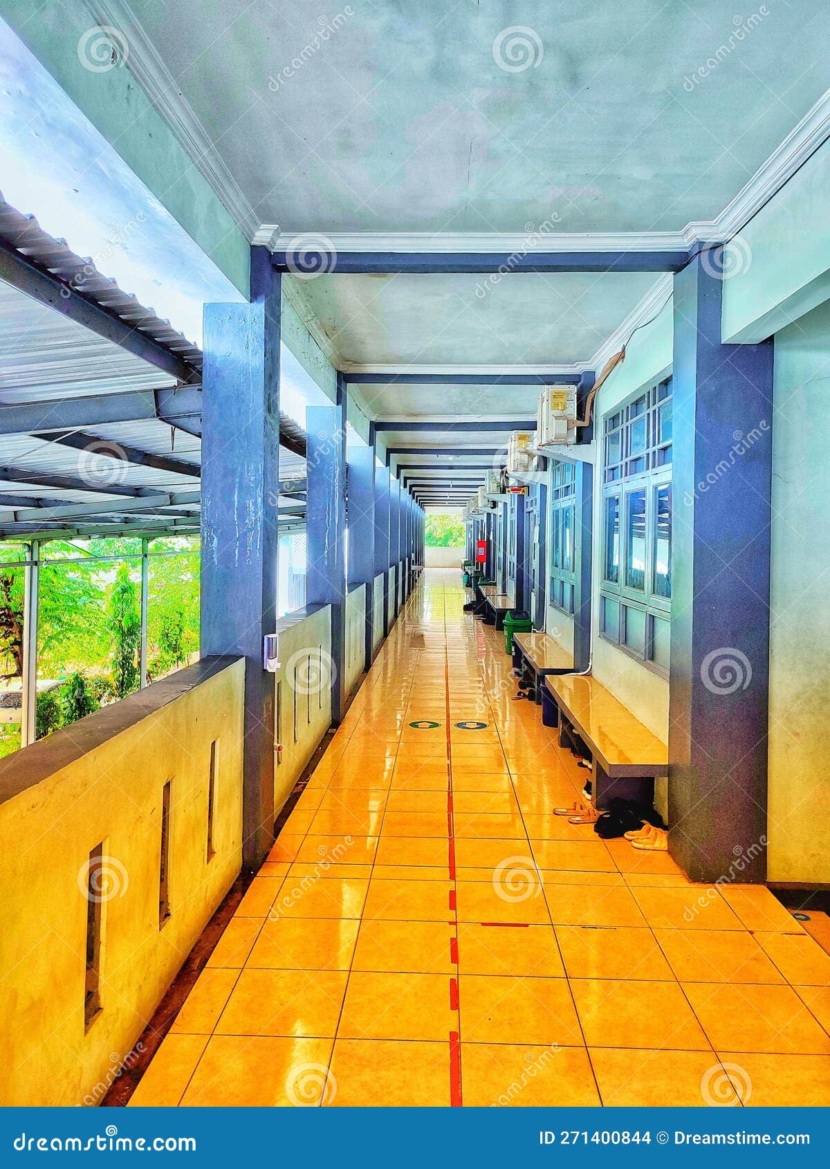 The classroom corridors stock photo. Image of corridors - 271400844