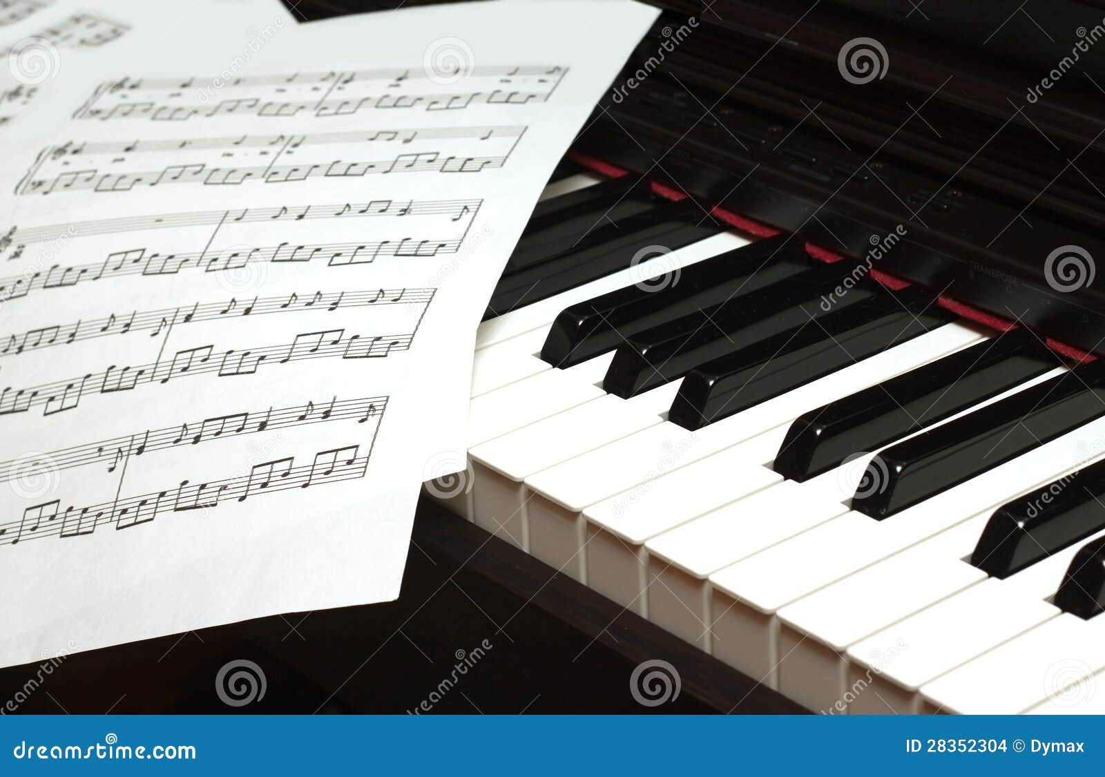 Clavier et notes de piano photo stock. Image du toujours - 28352304