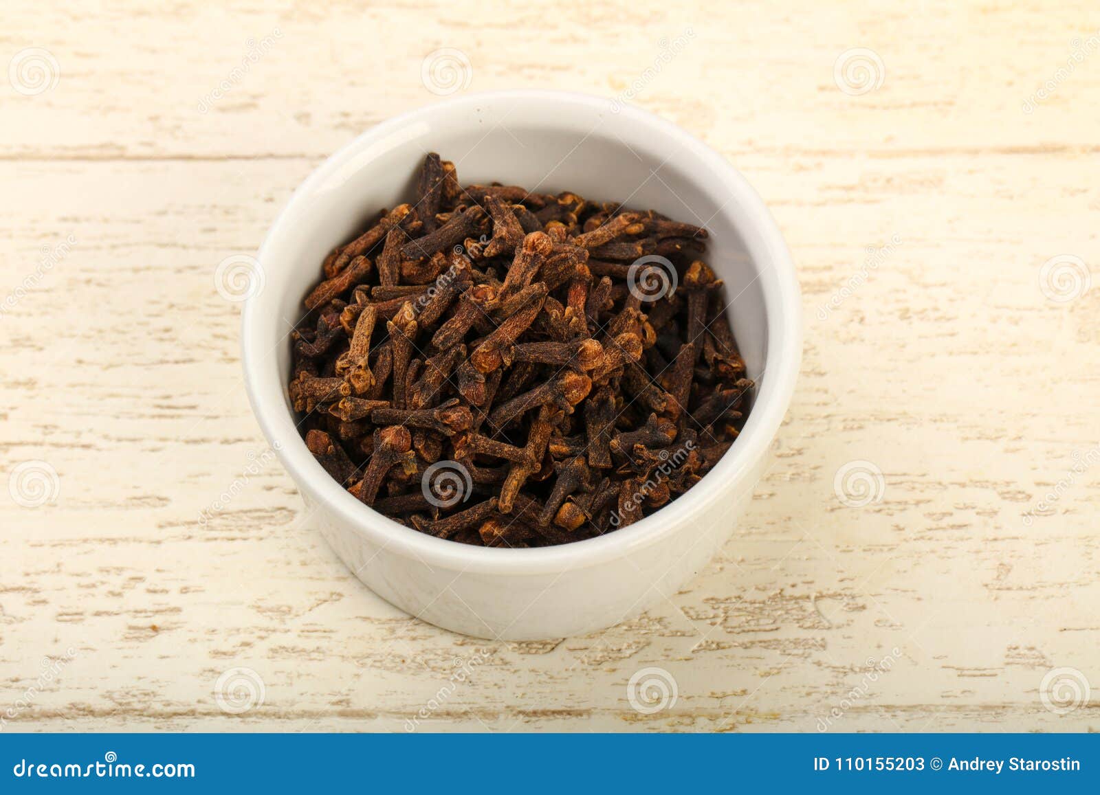 Clavo imagen de archivo. Imagen de condimento, palillo - 110155203