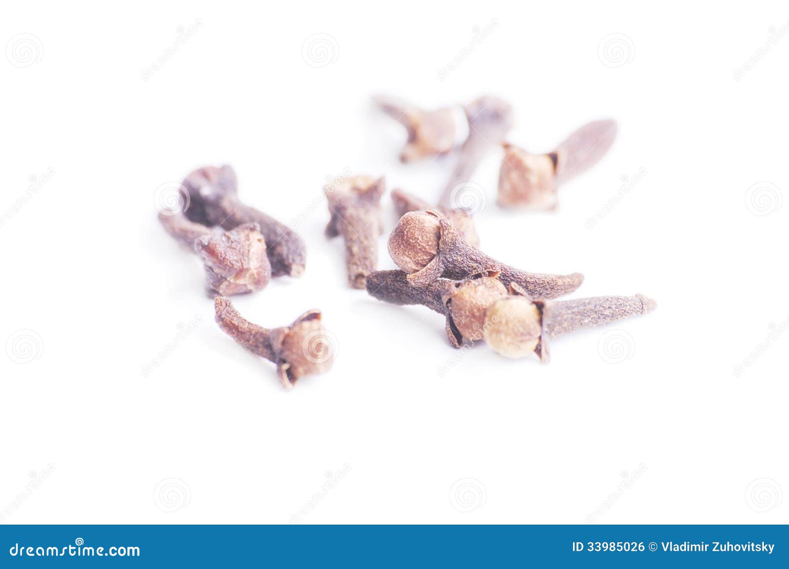 Clavo foto de archivo. Imagen de alimento, sano, condimento - 33985026