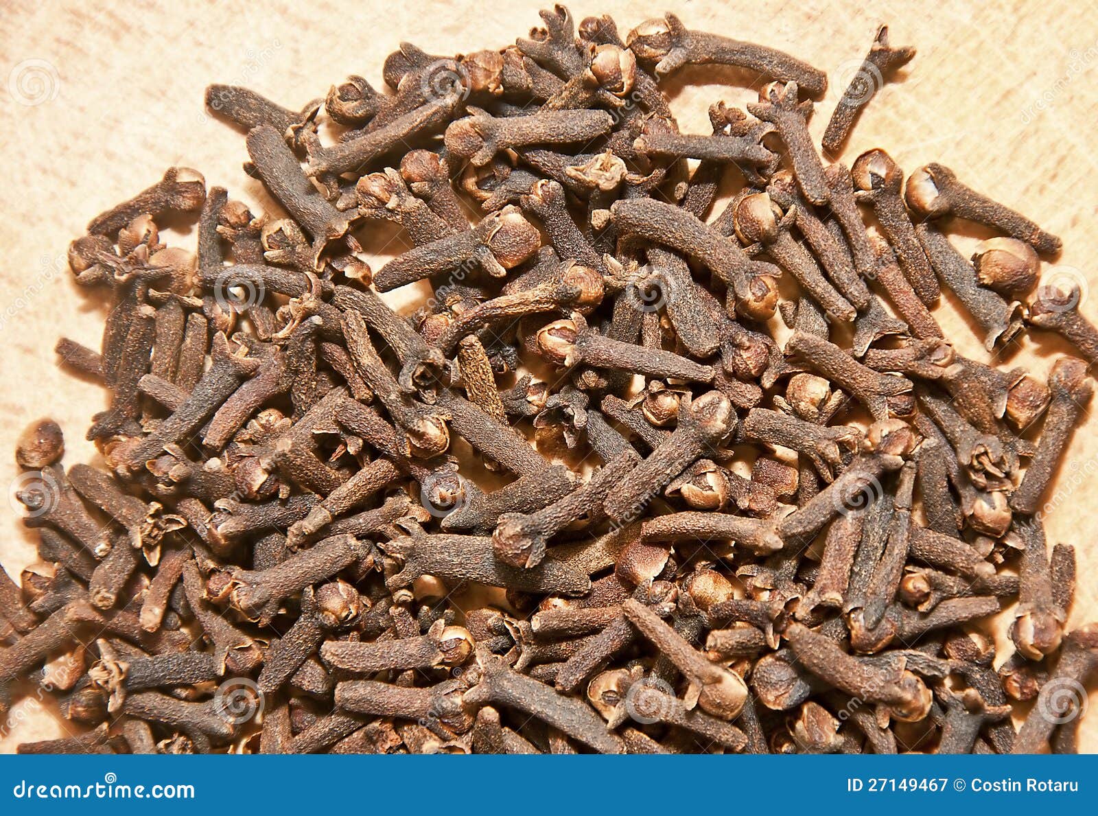 Clavos imagen de archivo. Imagen de plato, gérmenes, brote - 27149467