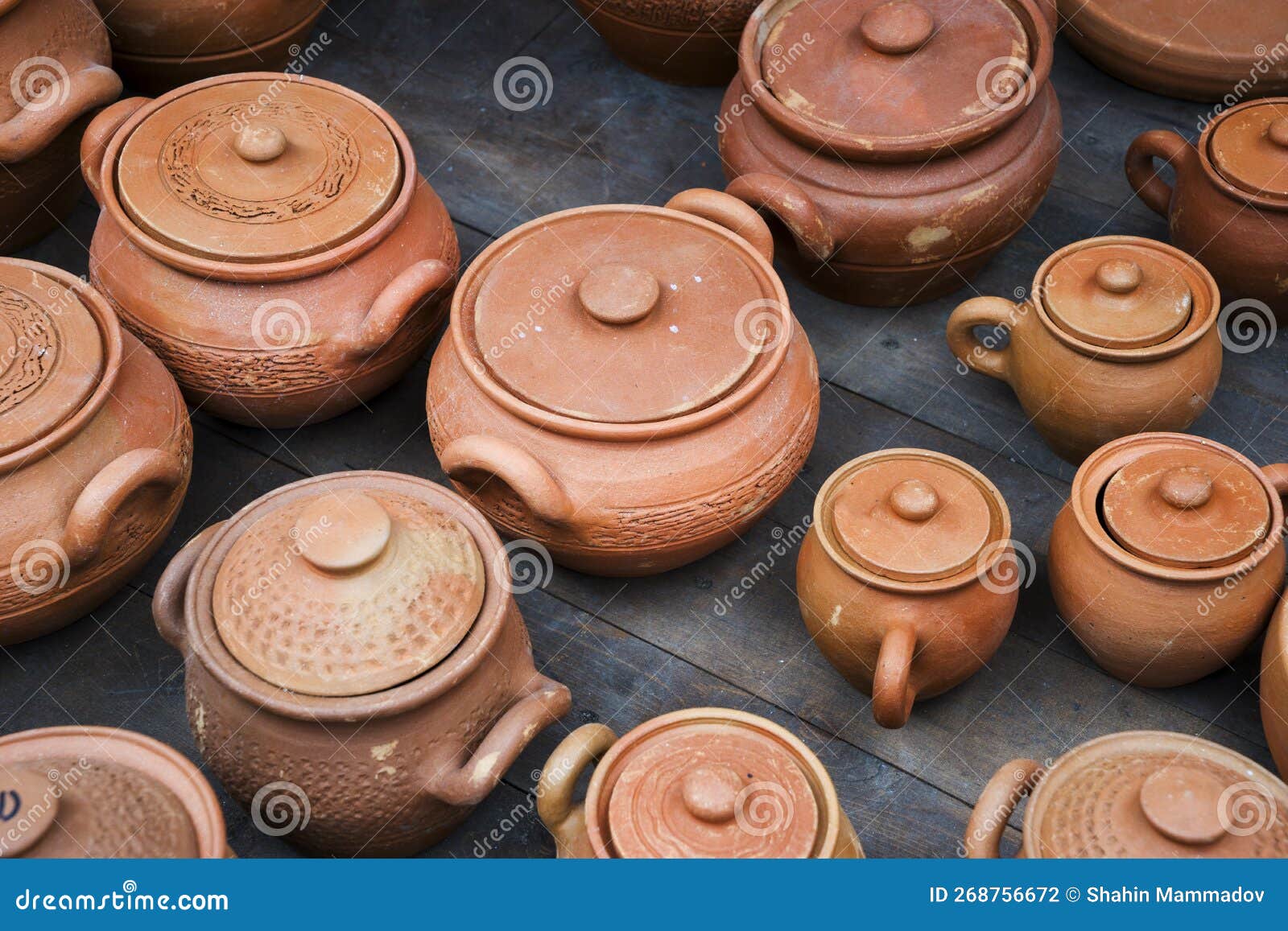 Clay Jars at the Rural Arabic Market. Stock Photo - Image of decoration ...