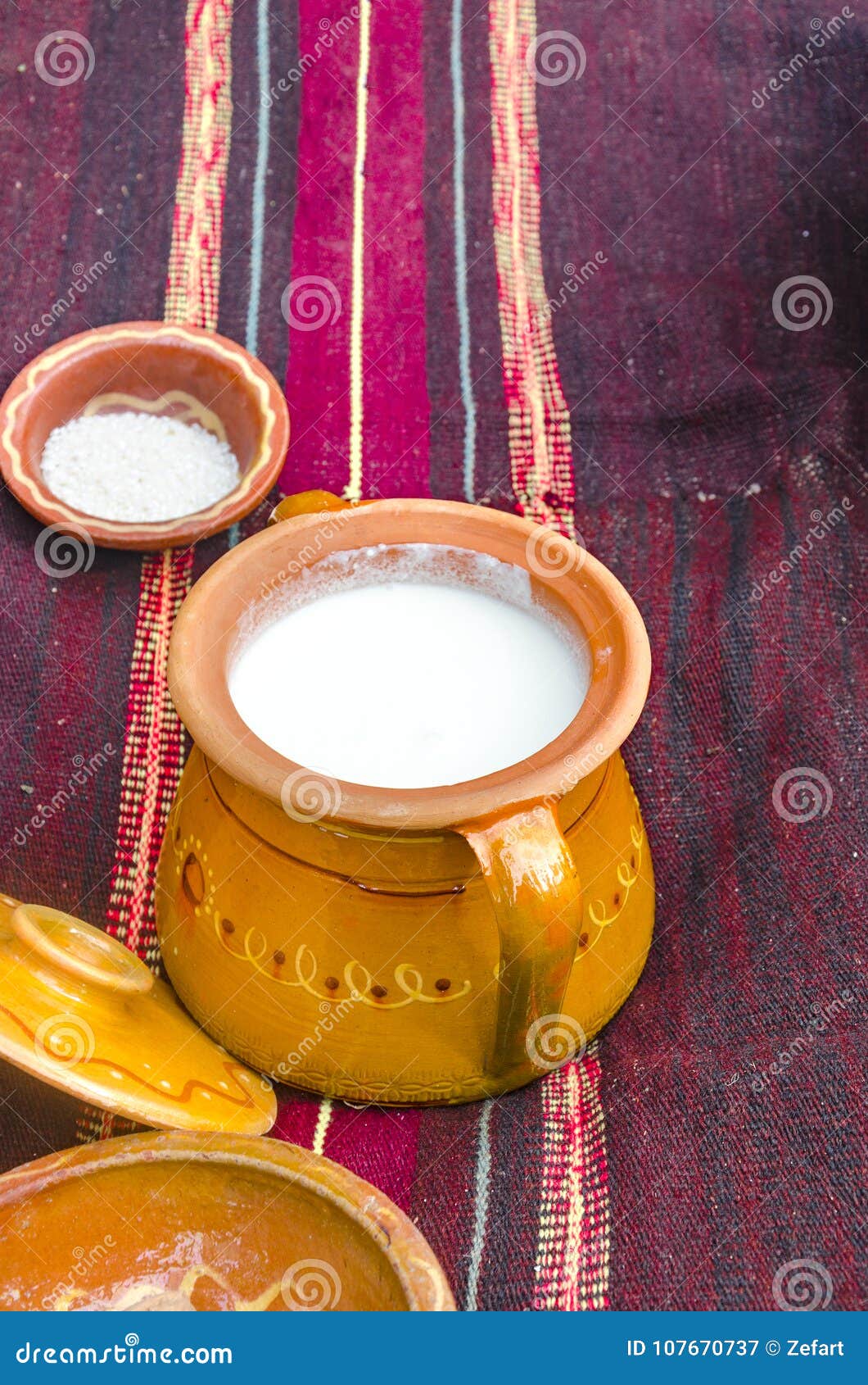 Clay Plate Pot With Sower Milk On Old Traditional Ethno Red Rug Stock Image Image Of Cultural