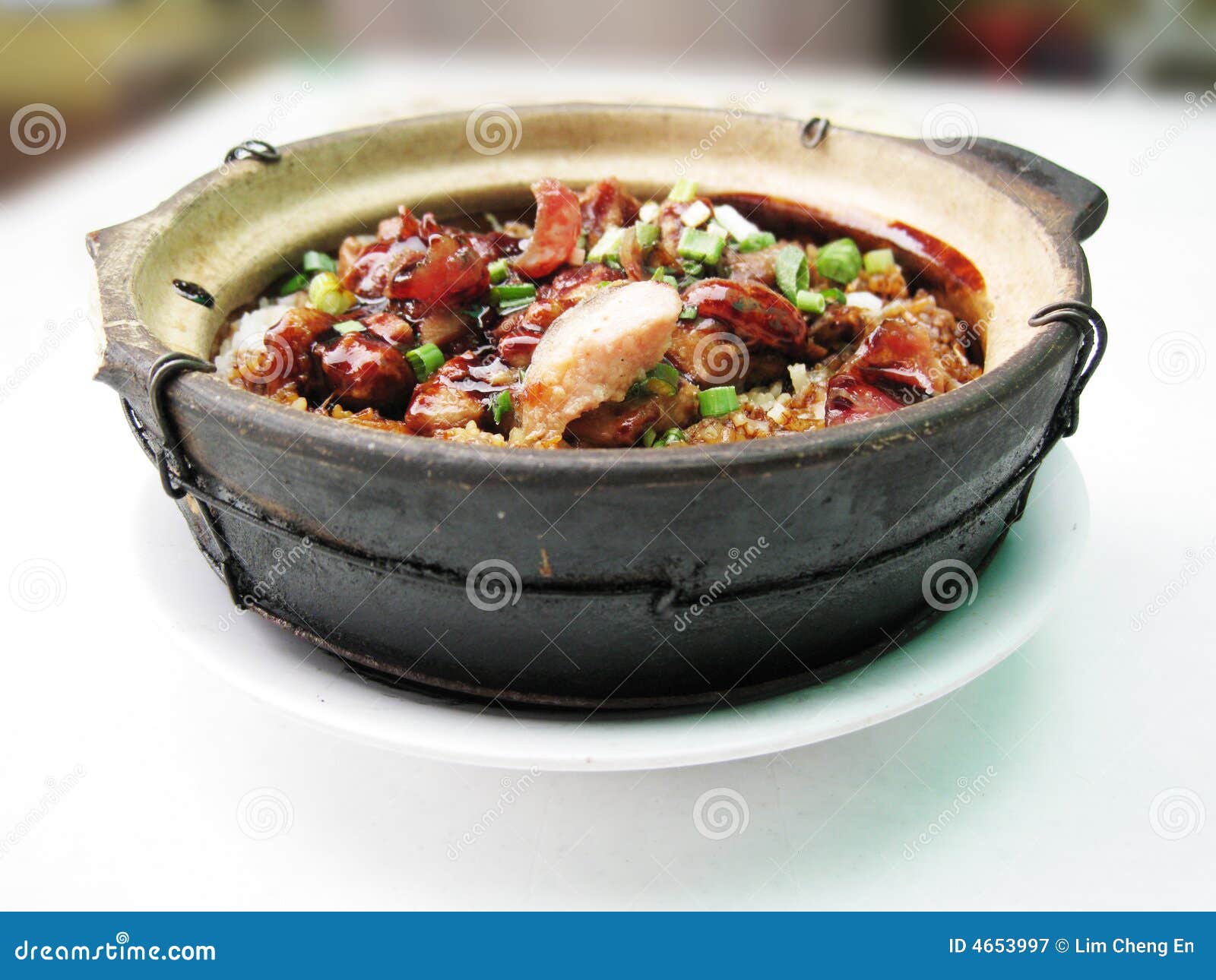 Clay pot chicken rice stock image. Image of salted, meat - 4653997