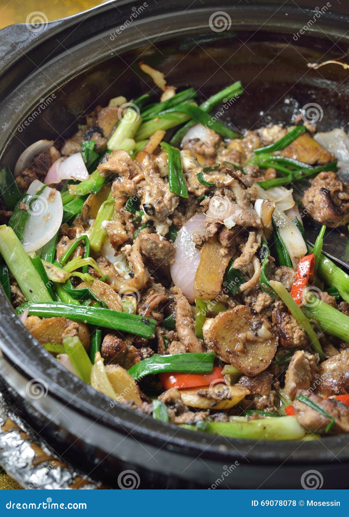 Clay Pot Fish Intestines Stock Photo | CartoonDealer.com #69078078