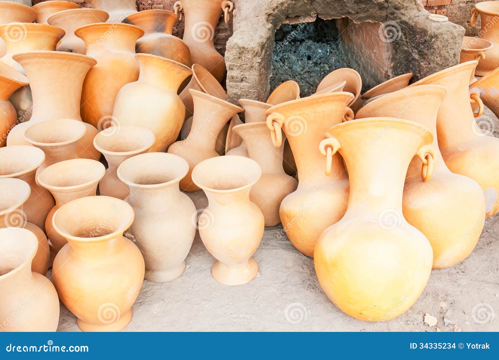 Clay pots stock photo. Image of crock, decorative, native - 34335234