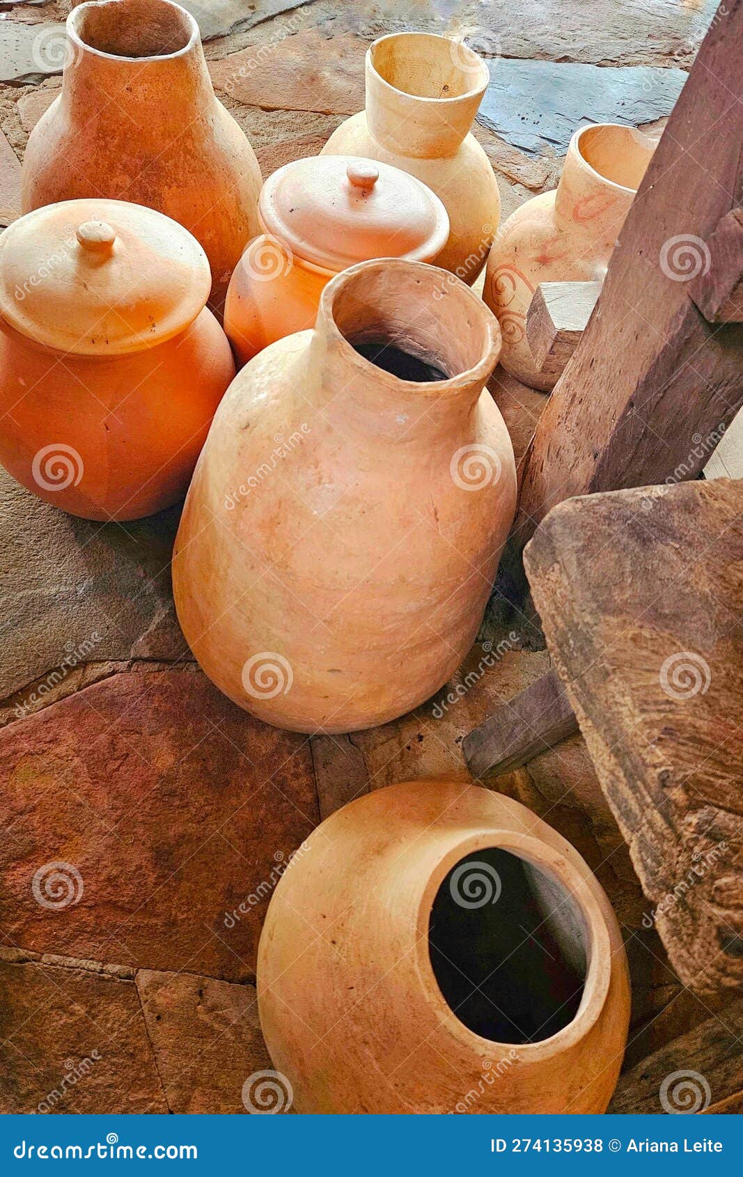 Clay Pots in Different Sizes Stock Photo - Image of orange, decoration ...