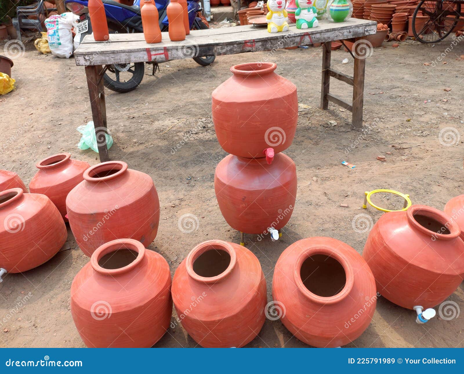 Clay Pottery, Rajasthan, India Stock Image - Image of indian, bhugoni ...