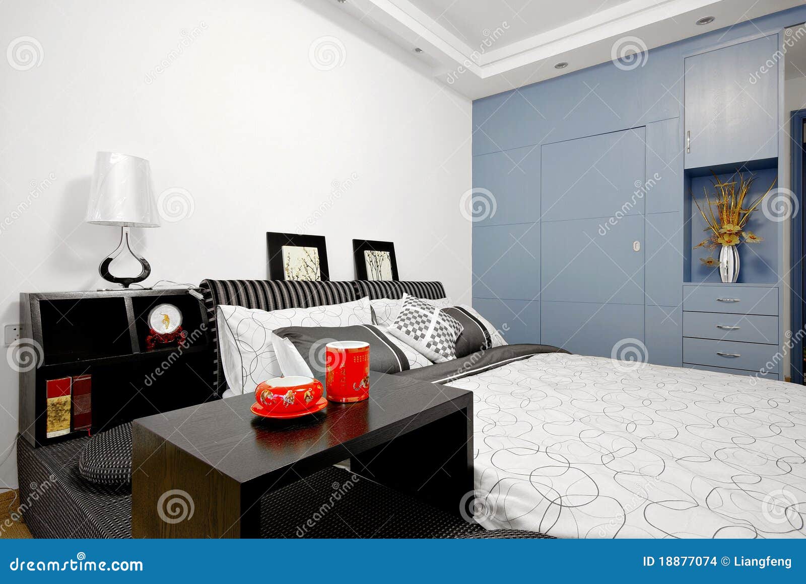 Clean bedroom stock photo. Image of rest, people, luxury - 18877074