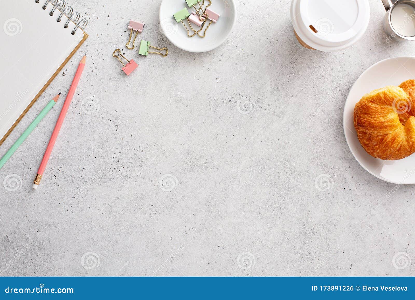 111,435 Bright Desk Photos - Free & Royalty-Free Stock Photos from ...