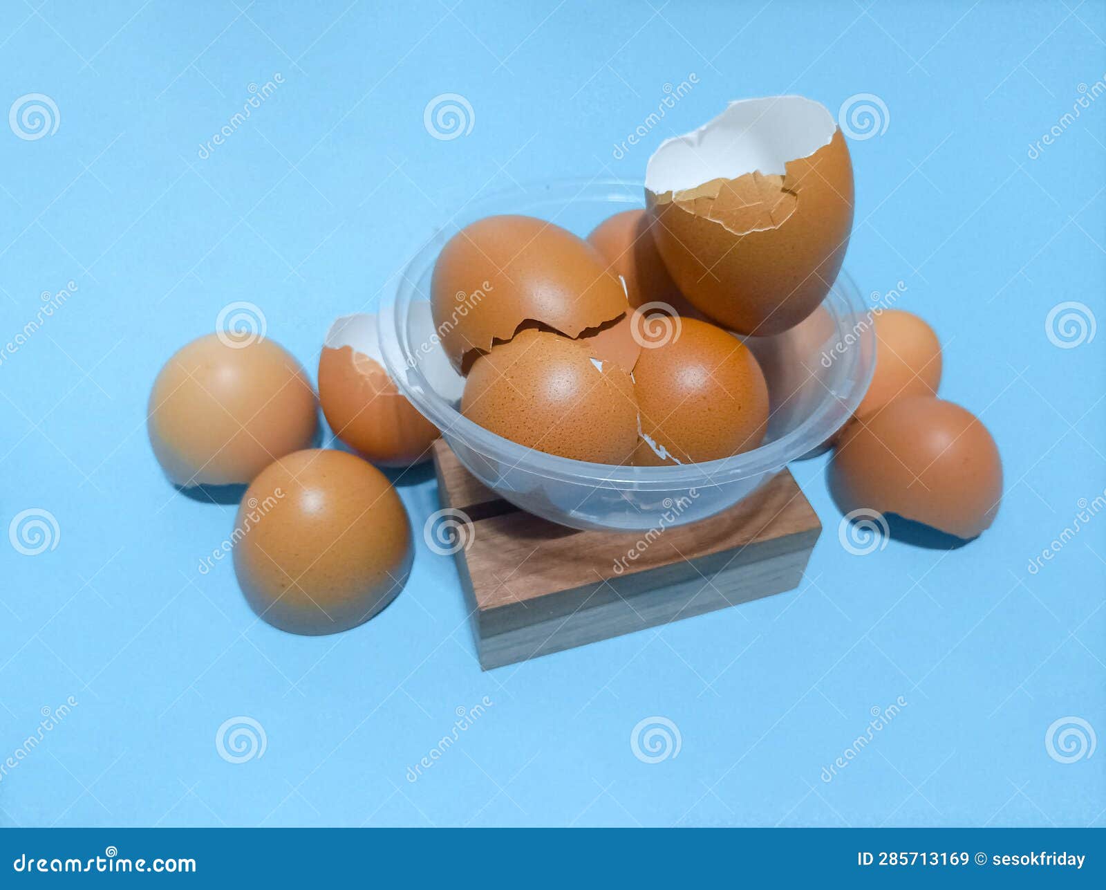 Clean and Conceptual Eggshell in Minimalistic Blue Background Stock ...