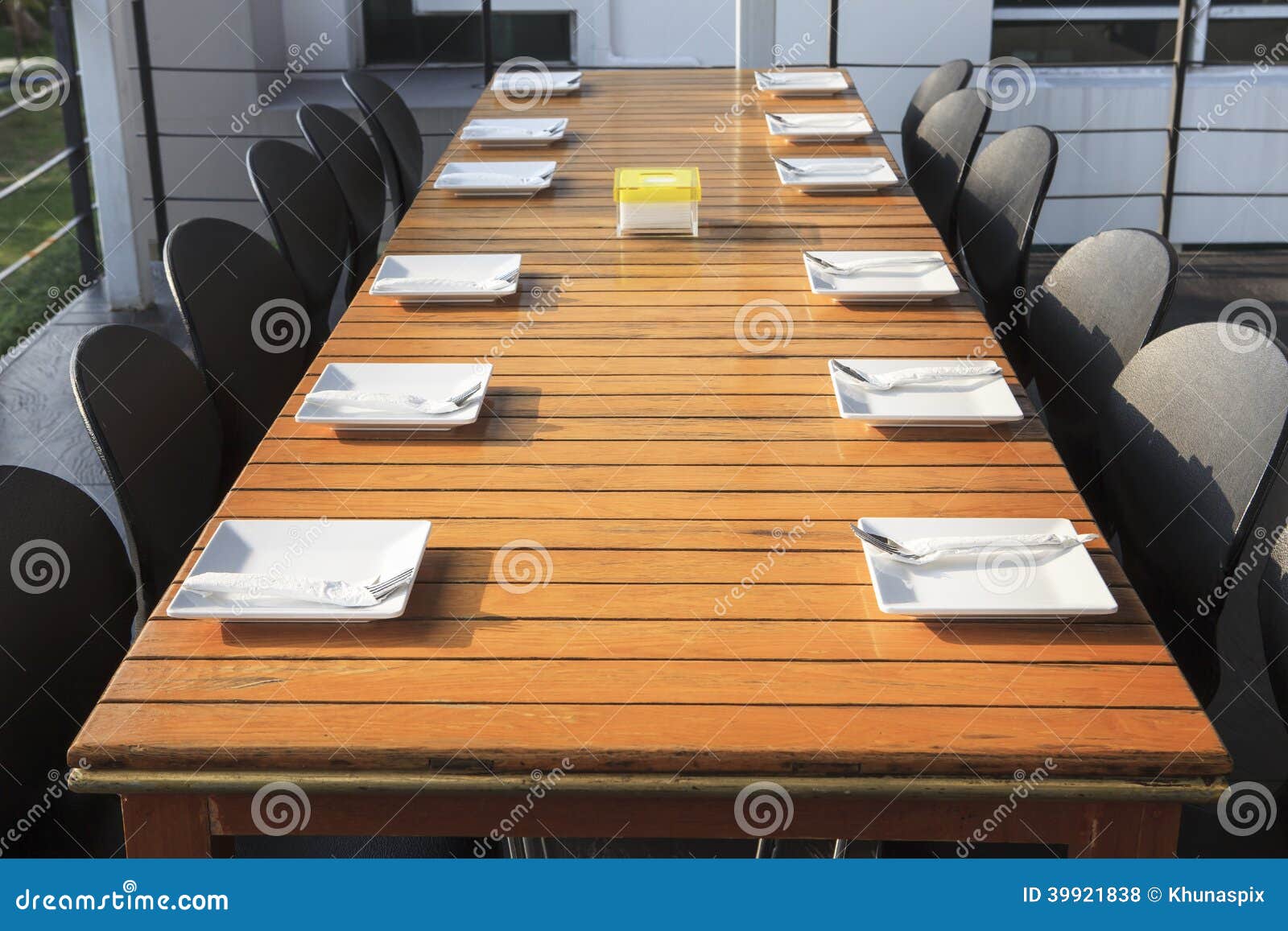 Clean and Empty Dish on Wood Table Preparing for Food Meal Stock Photo ...