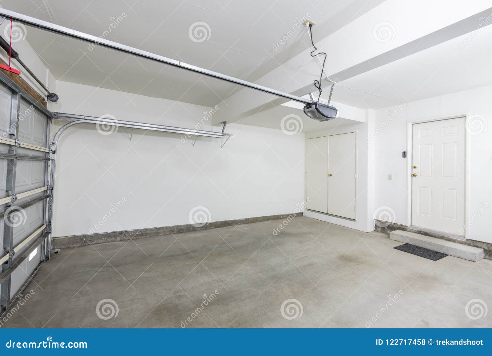 Clean Empty Two Car Garage Interior Stock Photo - Image of indoor ...