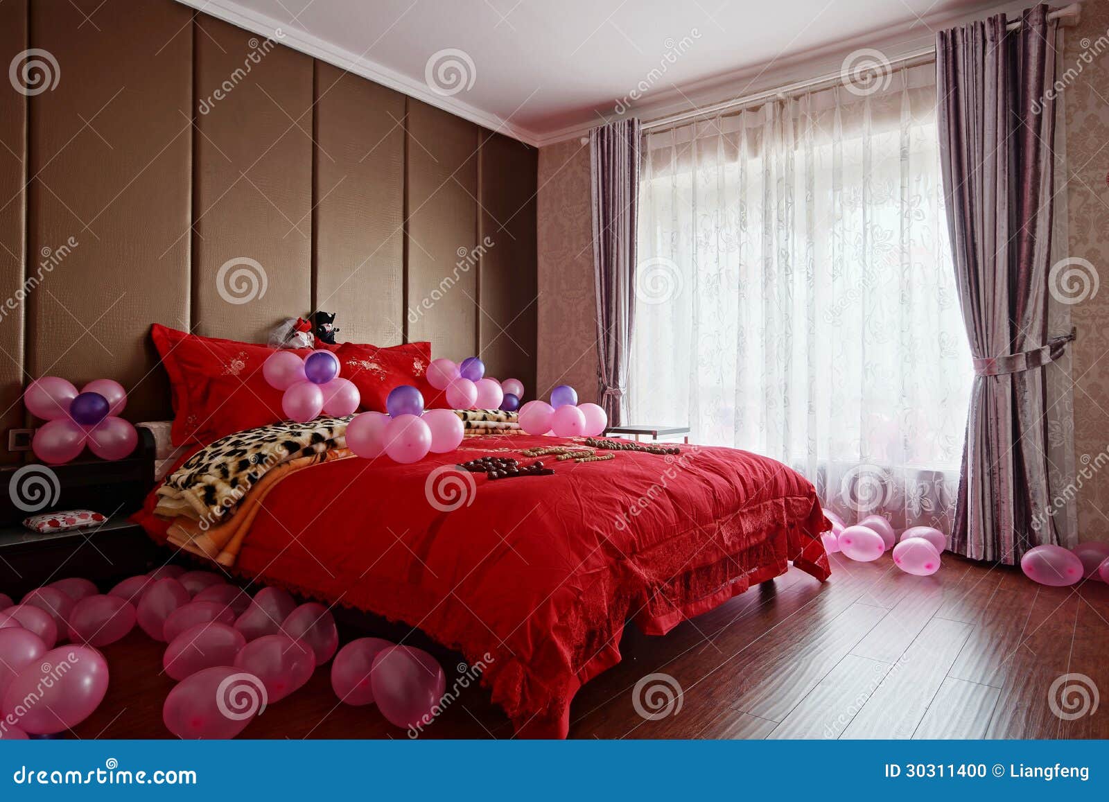 Bedroom stock photo. Image of luxury, balloon, couch - 30311400