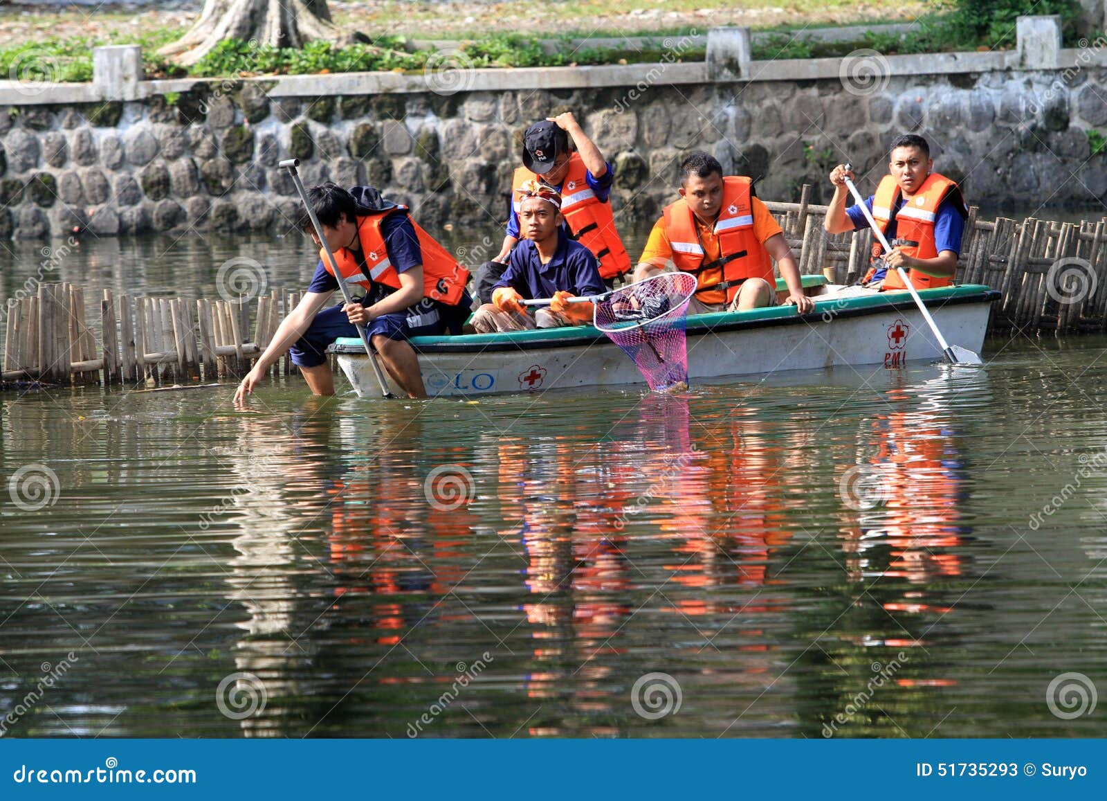 Clean up the river editorial stock photo. Image of garbage - 51735293