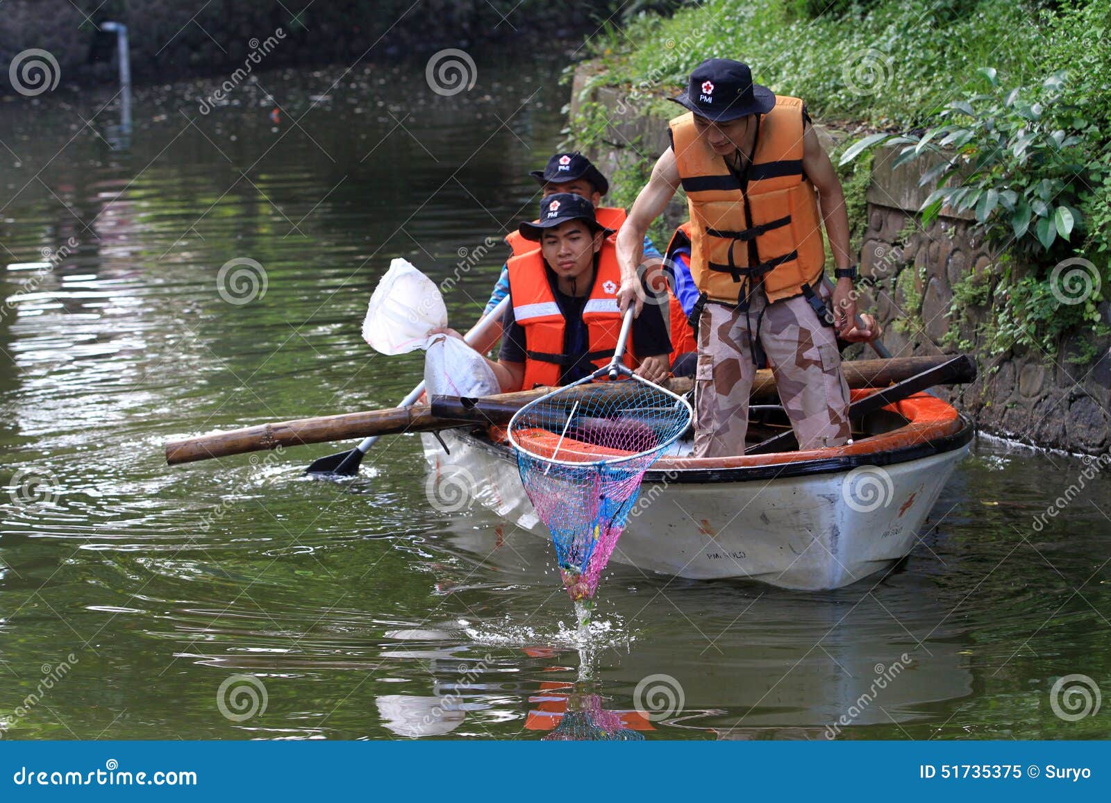 Clean up the river editorial image. Image of world, activists - 51735375