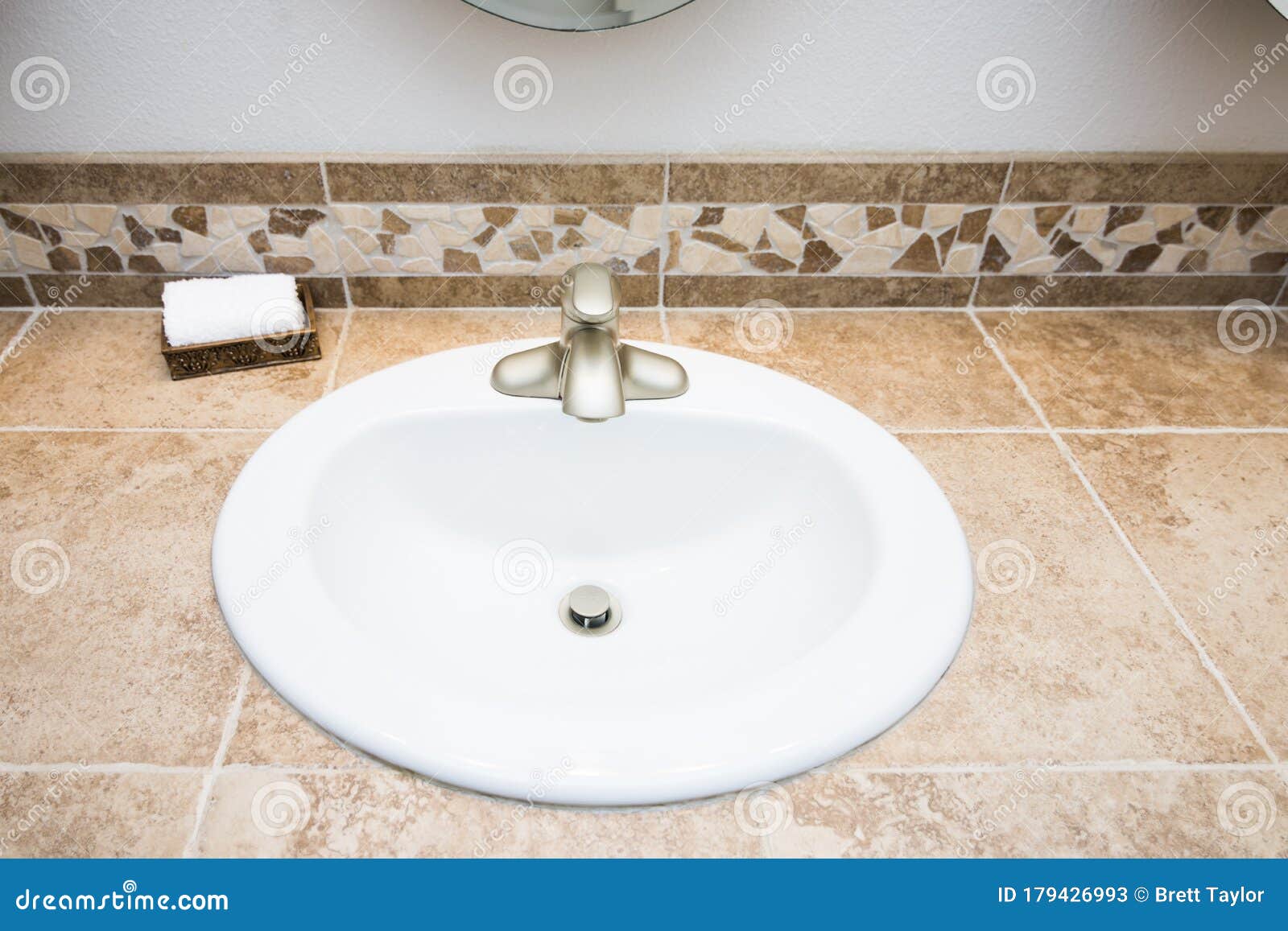 Clean White Bathroom Vanity Sink Stock Image - Image of restroom, drain ...