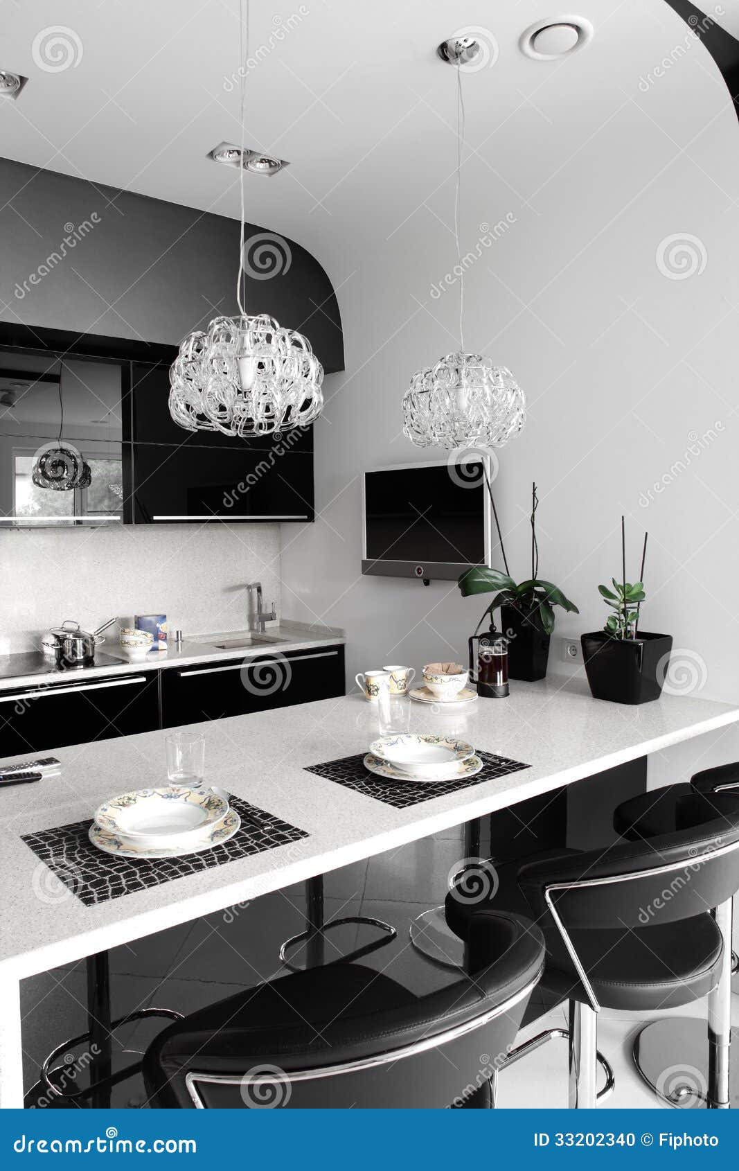 Clean White European Kitchen Stock Photo - Image of design, city: 33202340