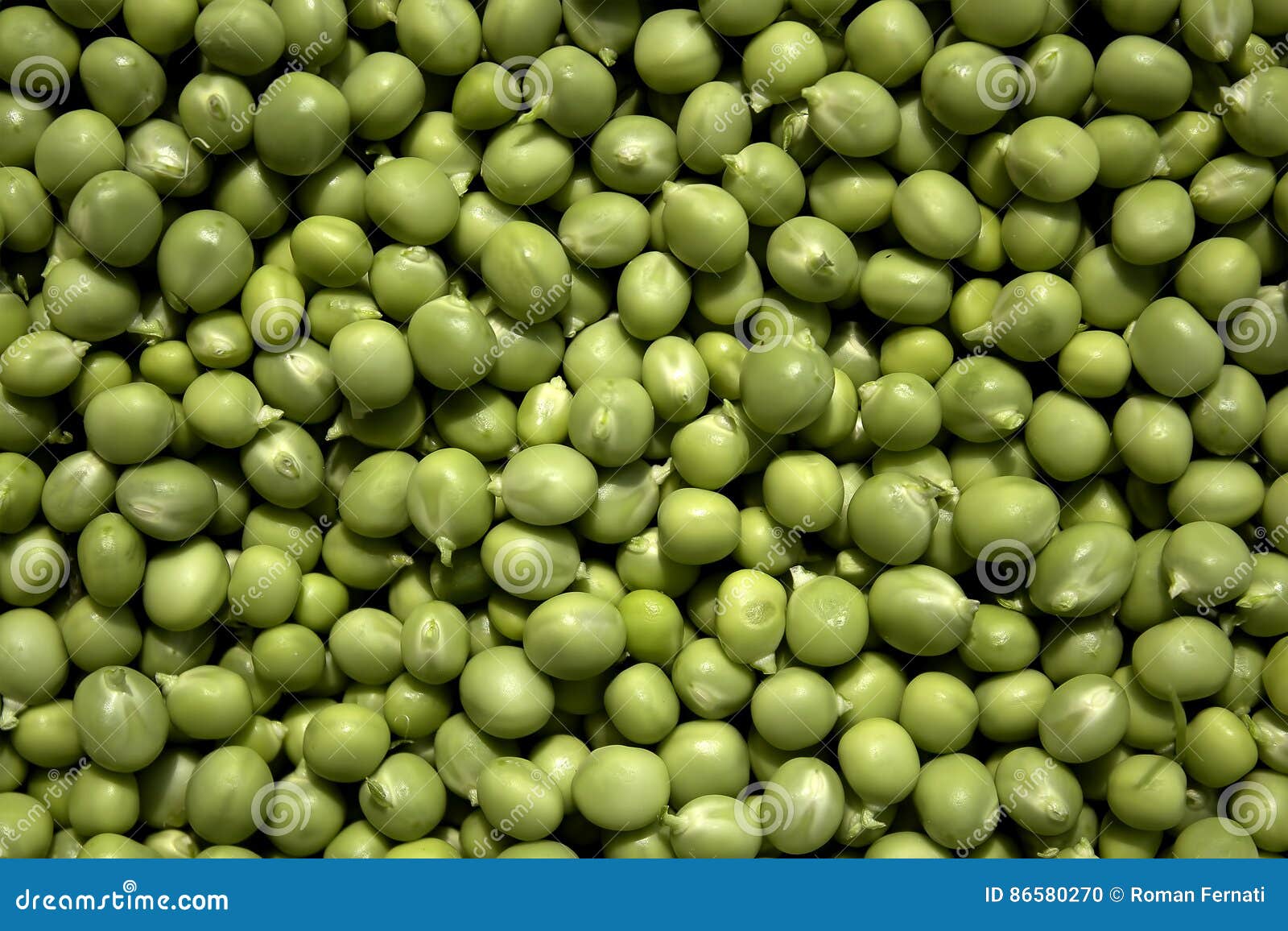 Cleaned Peas View from Above Stock Photo - Image of refreshment, macro ...