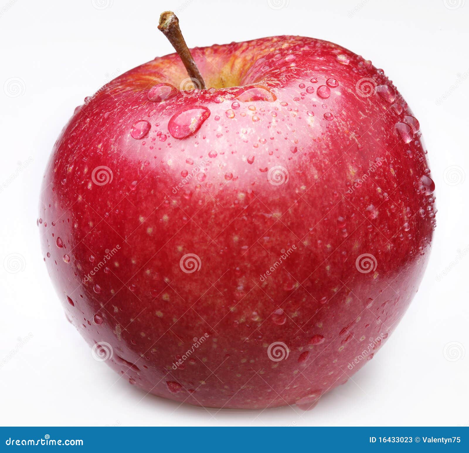 Cleaned Red Apple with Water Drop. Stock Image - Image of nature, leaf ...