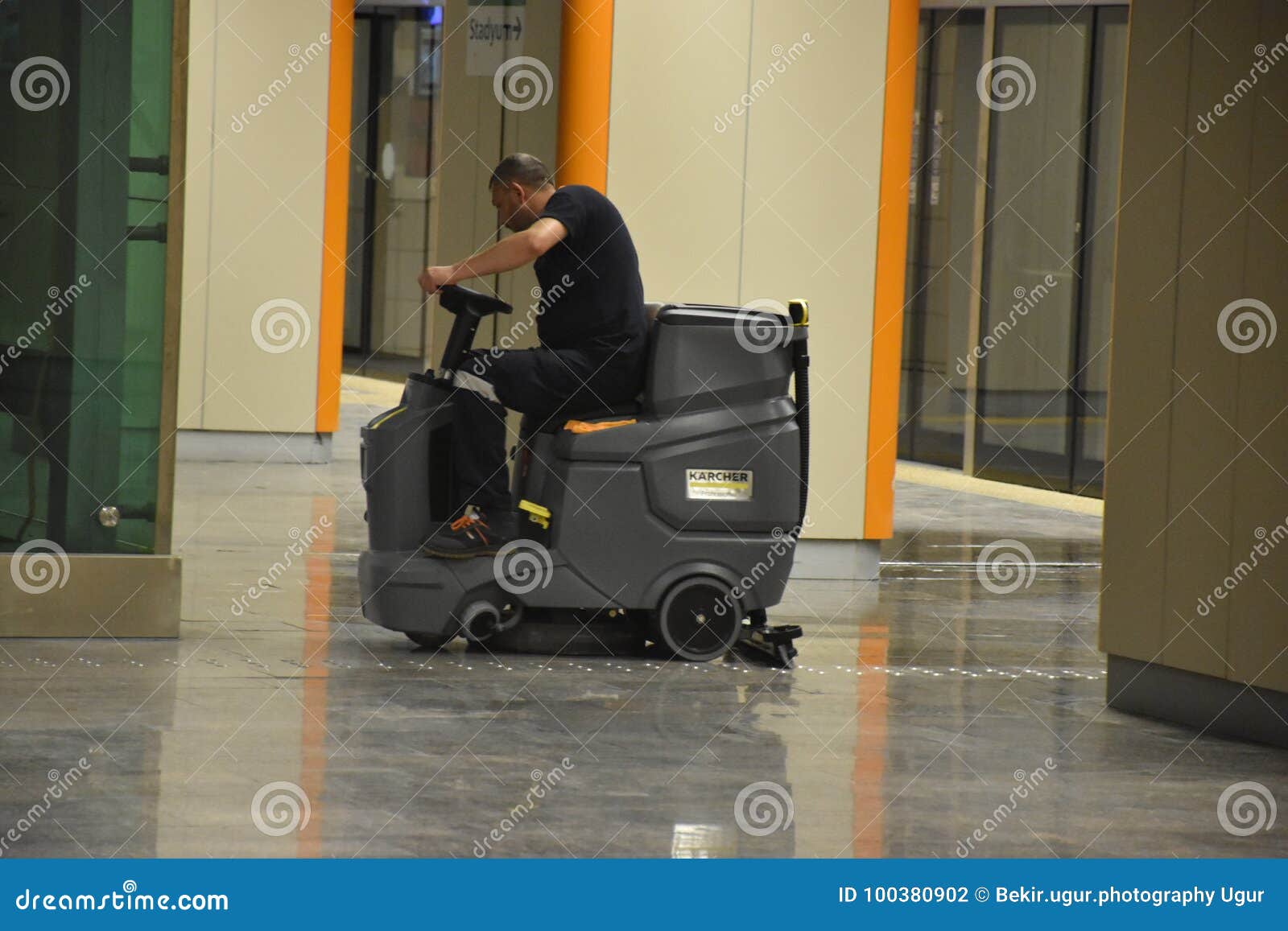 Cleaning Floor with Machine Editorial Photography - Image of hygiene ...