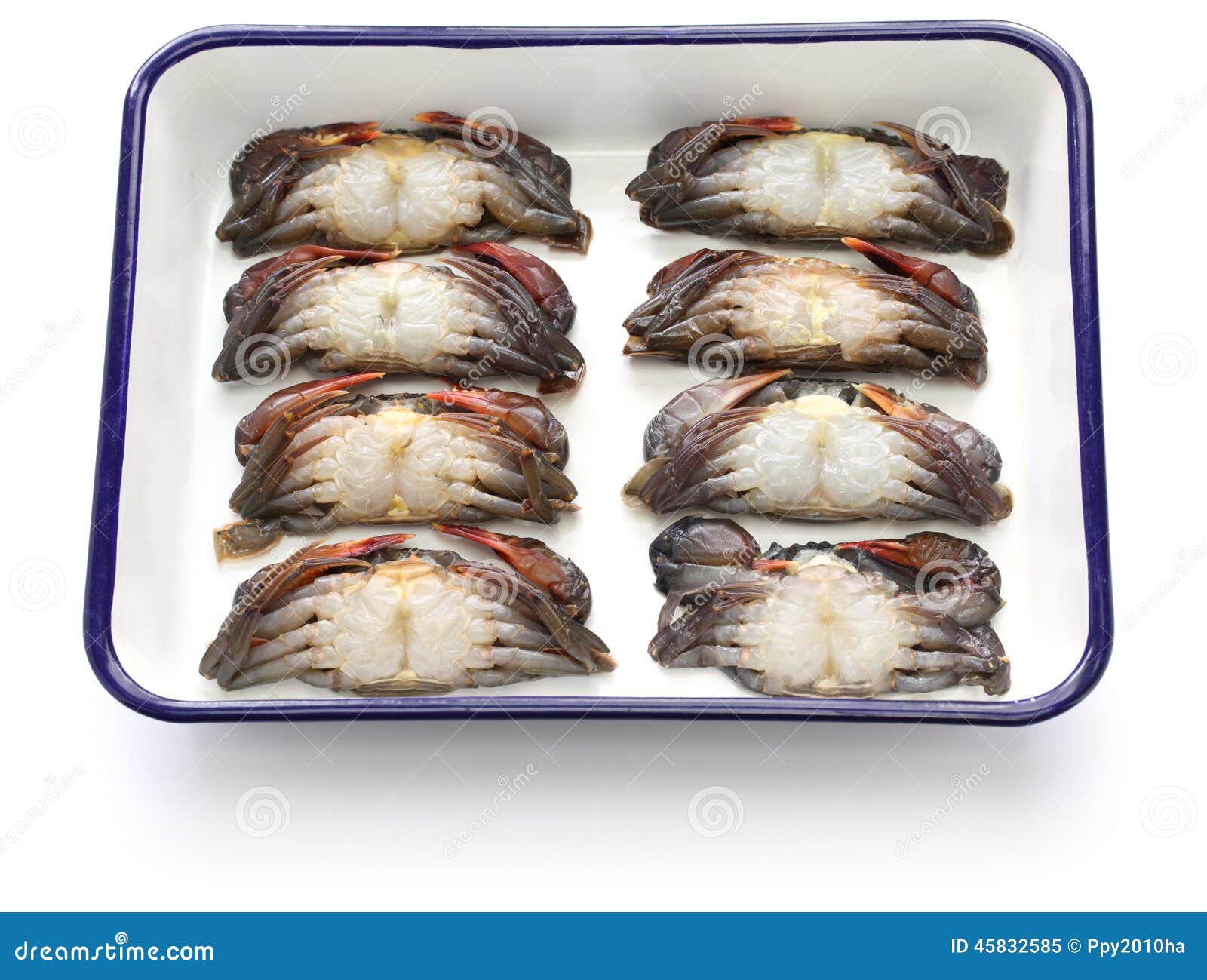 Cleaning and Preparing Soft Shell Crab Stock Image - Image of preparing ...