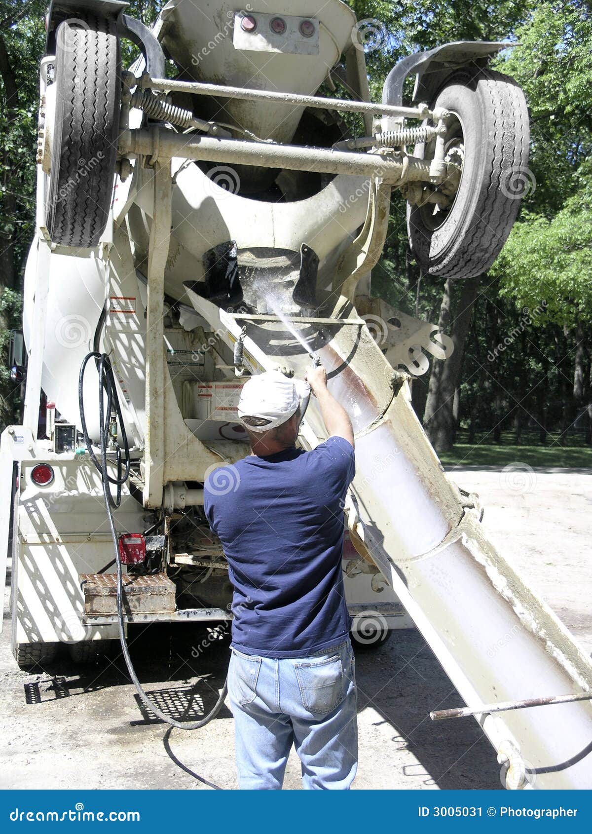 Cleaning the Ready Mix Truck Stock Image - Image of concrete, outdoors ...