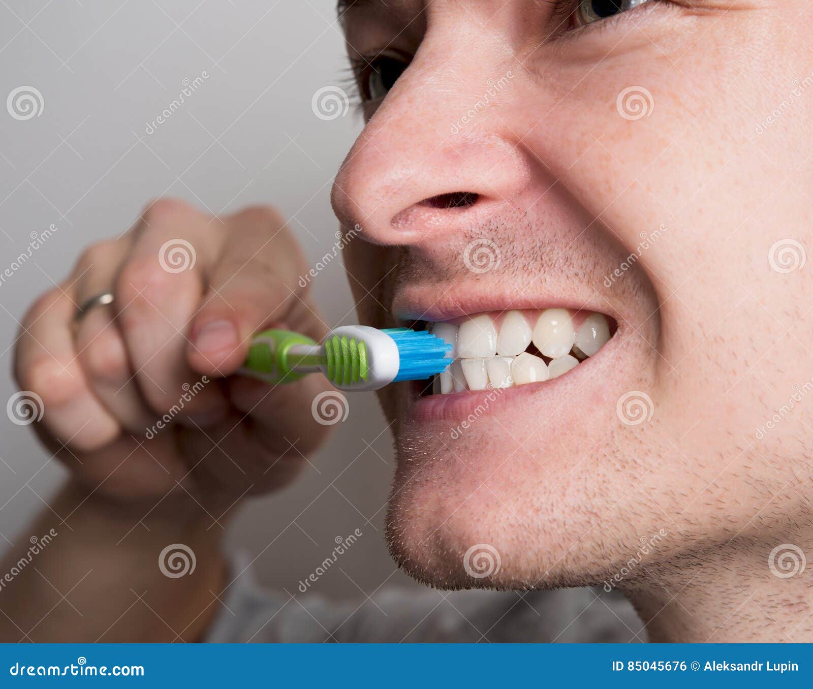 Cleans Morning Teeth Brushing Stock Photo - Image of decay, face: 85045676