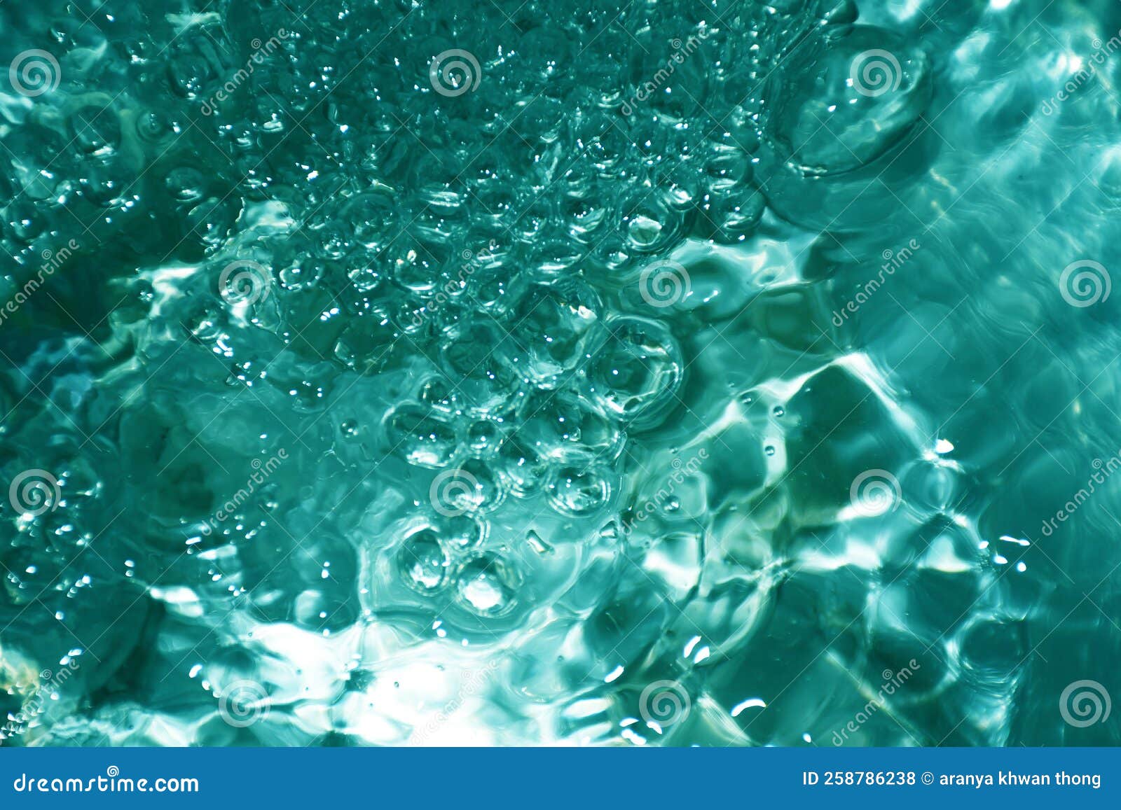 Clear Green Sea Surface with Sparkling Bubbles, Concept for Refreshing ...