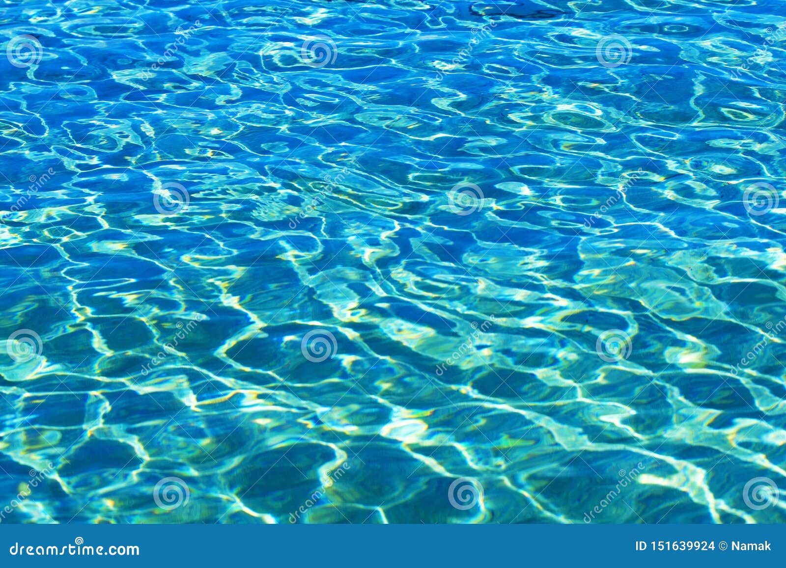Clear Transparent Blue Water of the Sea or Ocean Reflection Background ...