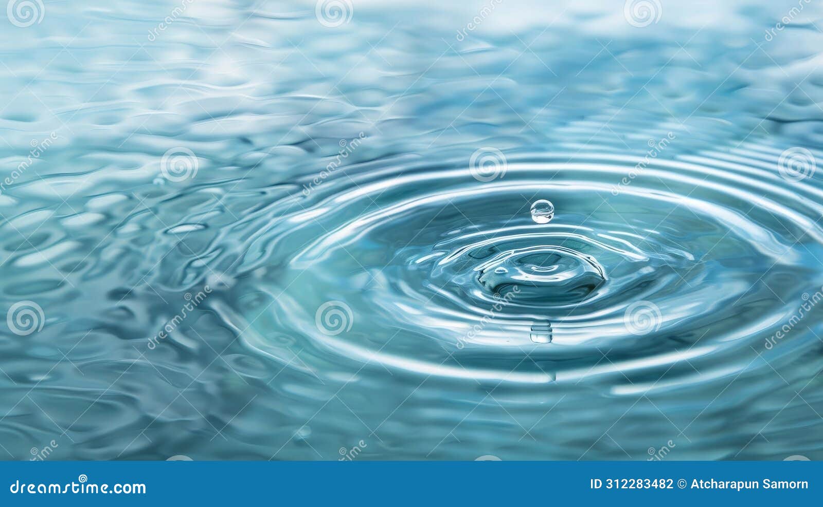Clear Water Drop with Circular Waves, Rain Drops Falling on Smooth ...