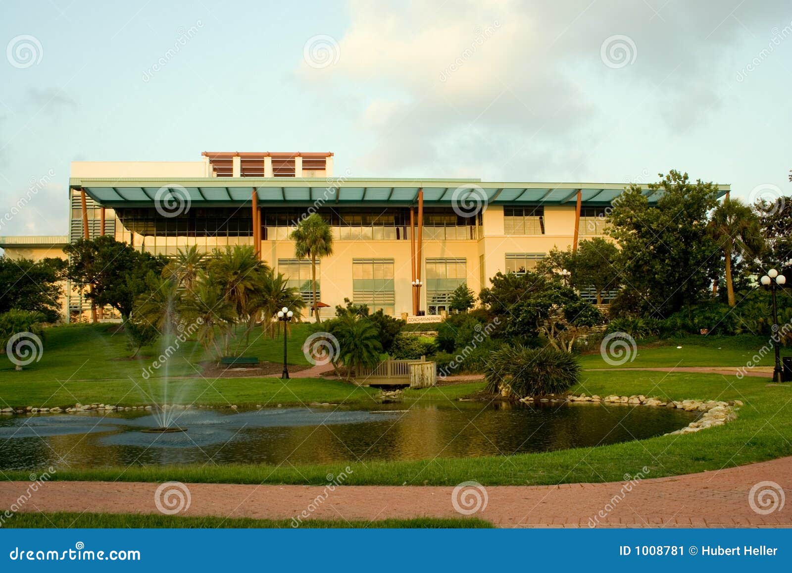 Clearwater Library and Coachman Park Stock Image - Image of park ...
