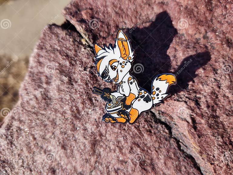 Clementine Fox with Noodles Editorial Photo - Image of arthropod, wing ...