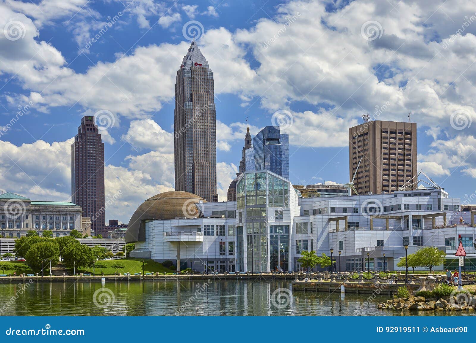 Cleveland, Ohio Skyline editorial photo. Image of cityscape - 92919511