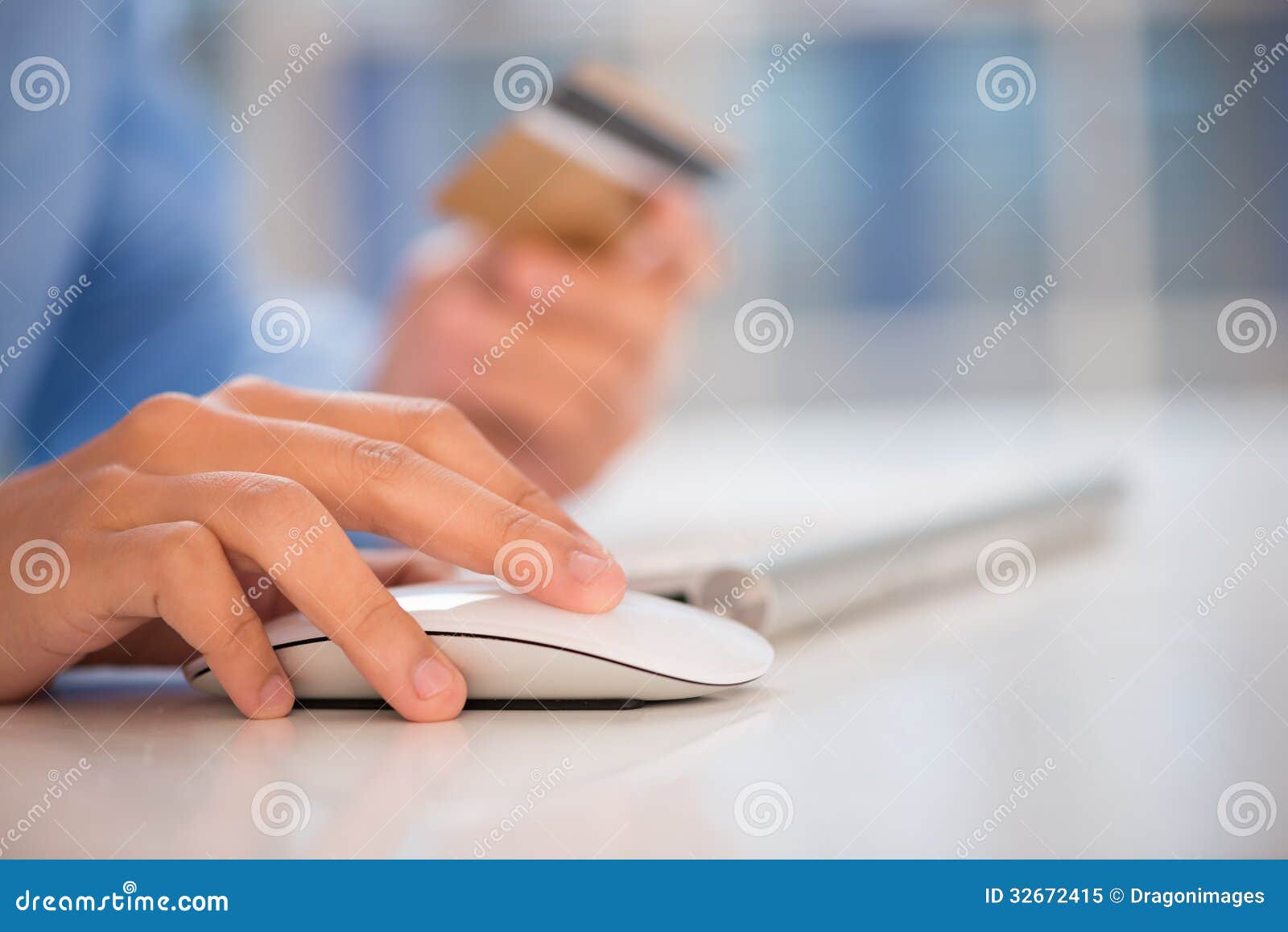 Clicking computer mouse stock image. Image of device - 32672415