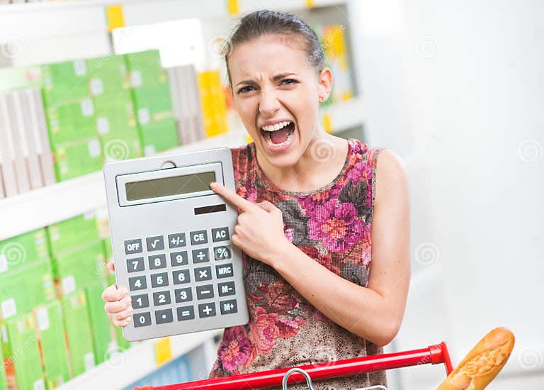 Cliente Irritado No Supermercado Foto de Stock - Imagem de gritar ...