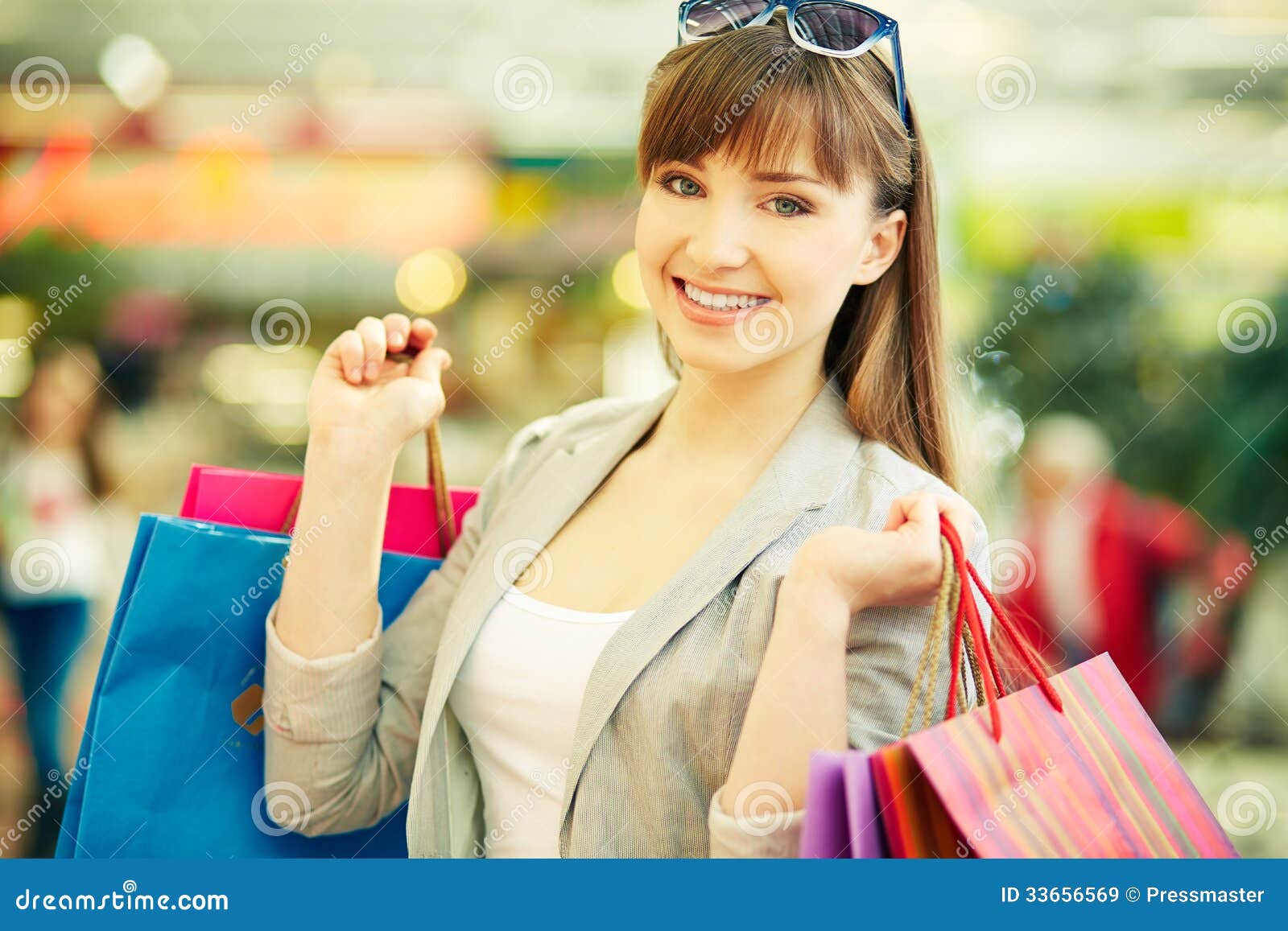 Cliente satisfecho imagen de archivo. Imagen de alegre - 33656569