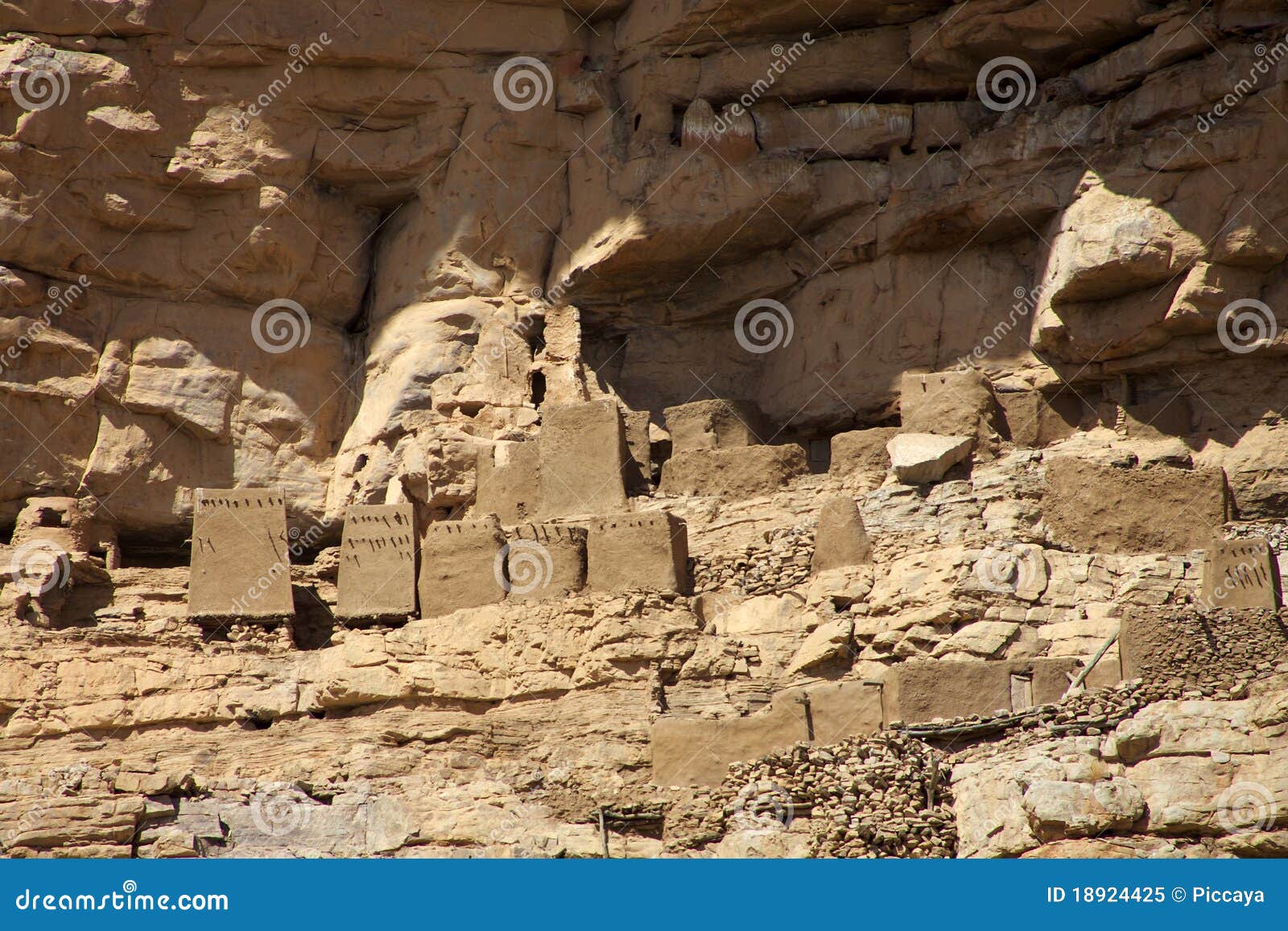 Cliff of Bandiagara stock image. Image of africa, ethnology - 18924425